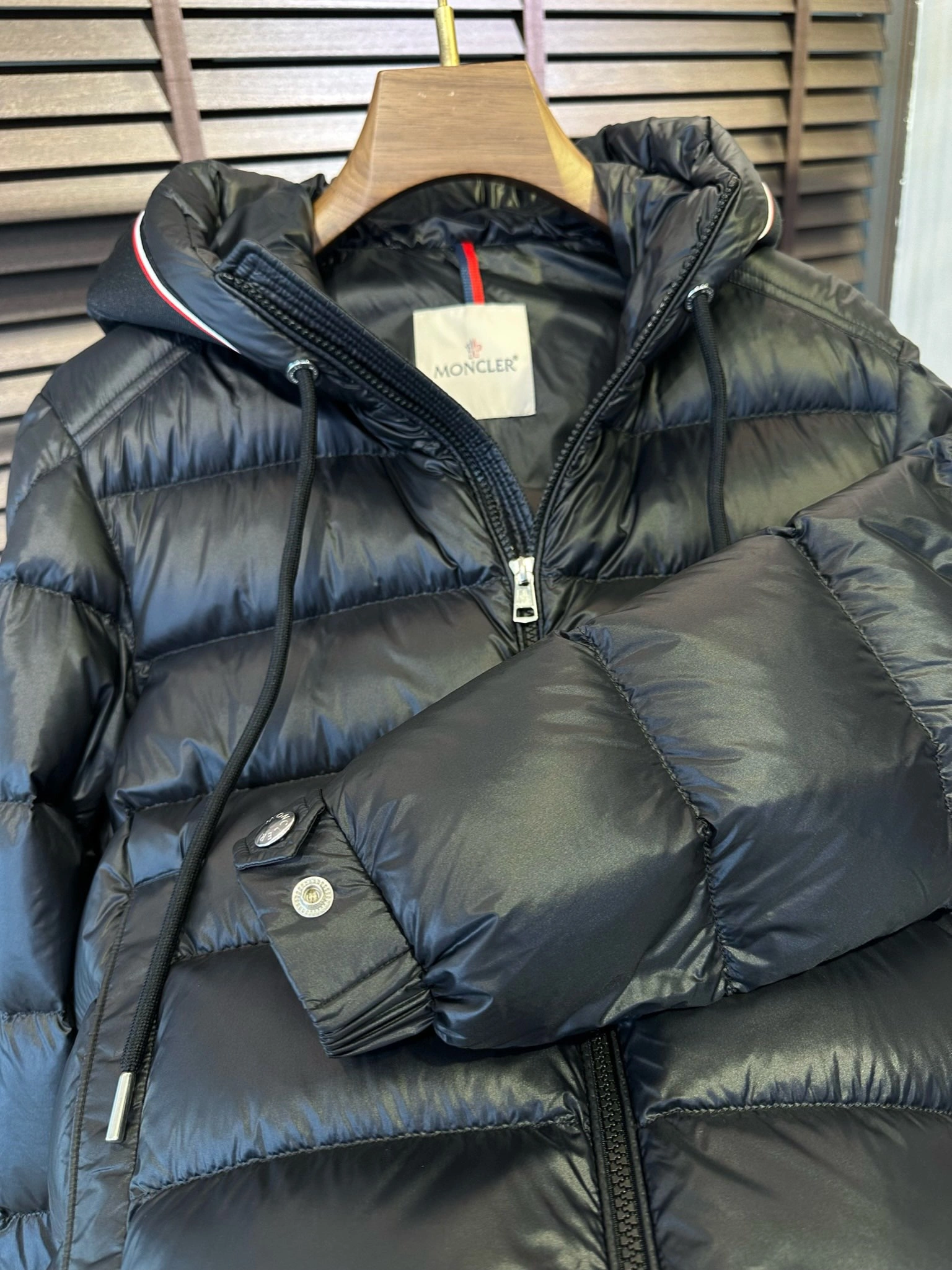 Accurate model Moncler Down Jackets