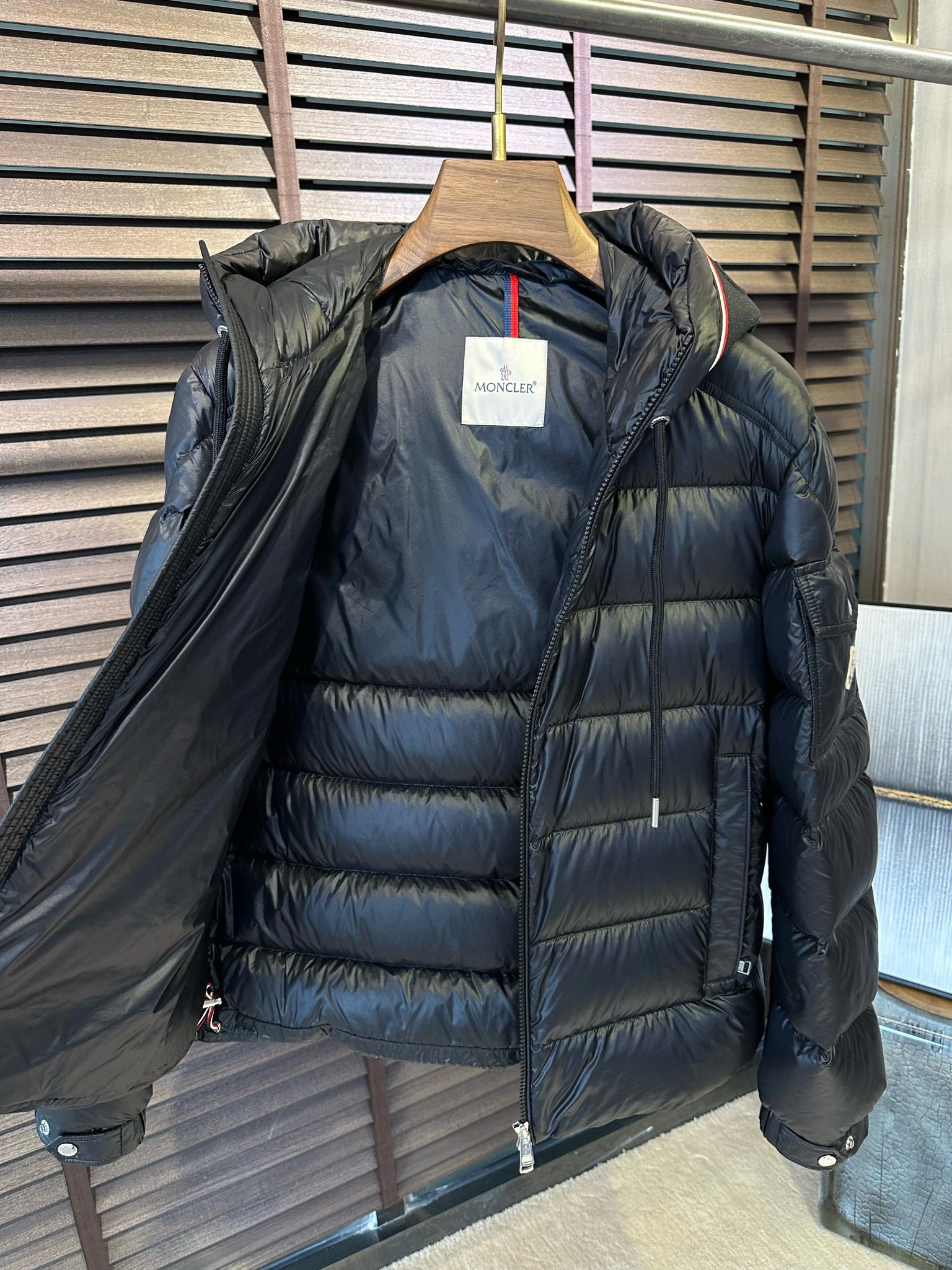Accurate model Moncler Down Jackets