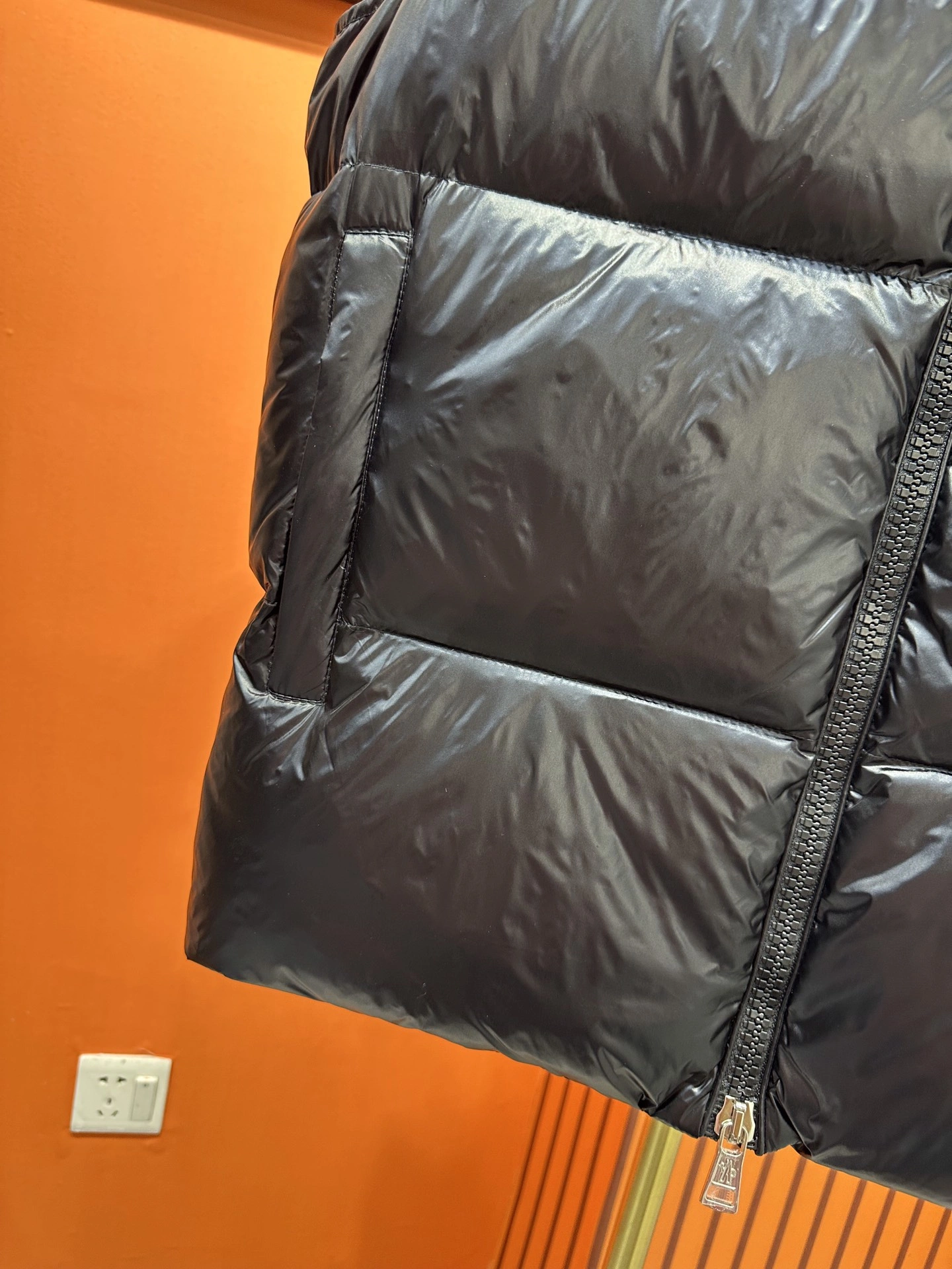 Exact replica Moncler Down Jackets
