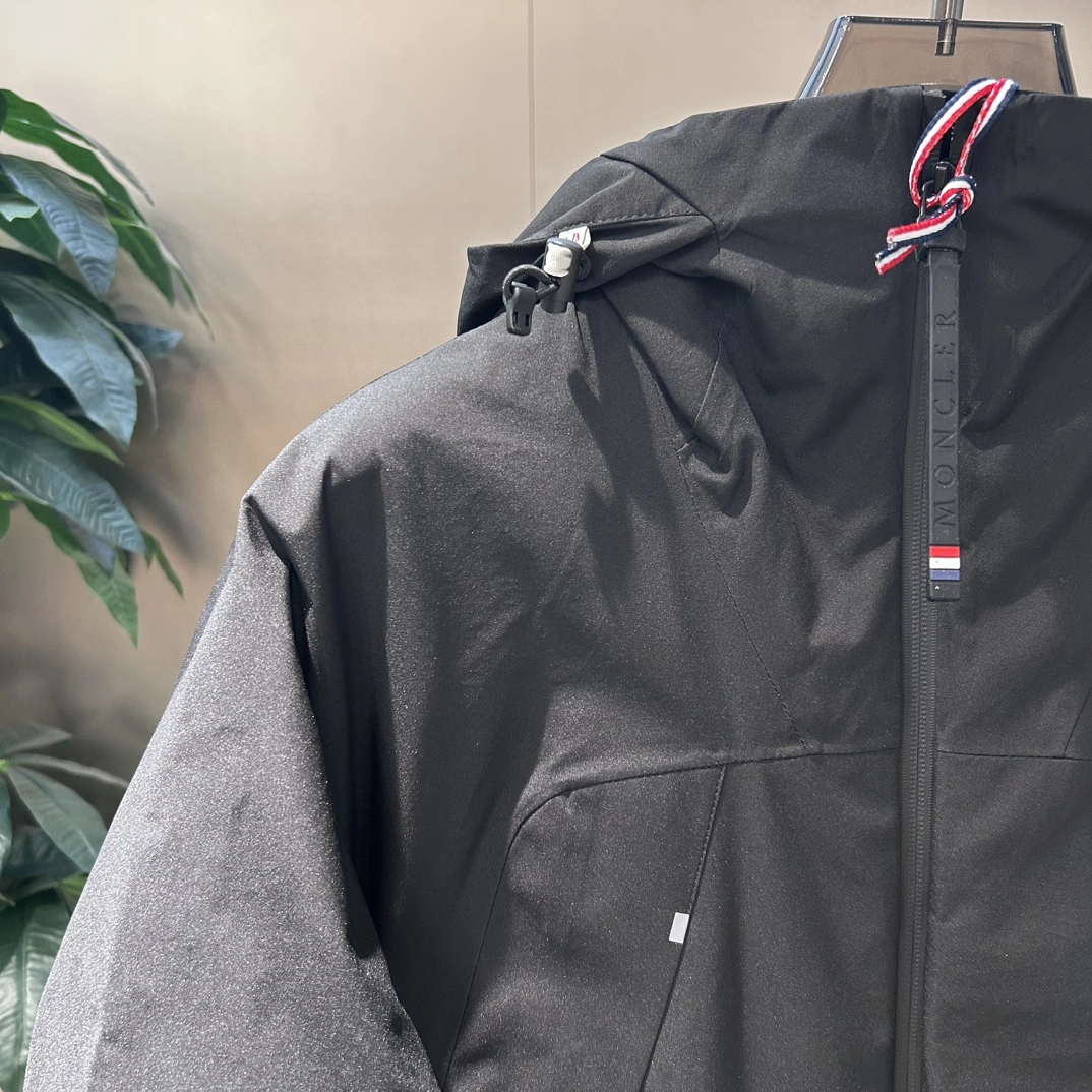 Bargain Moncler Down Jackets