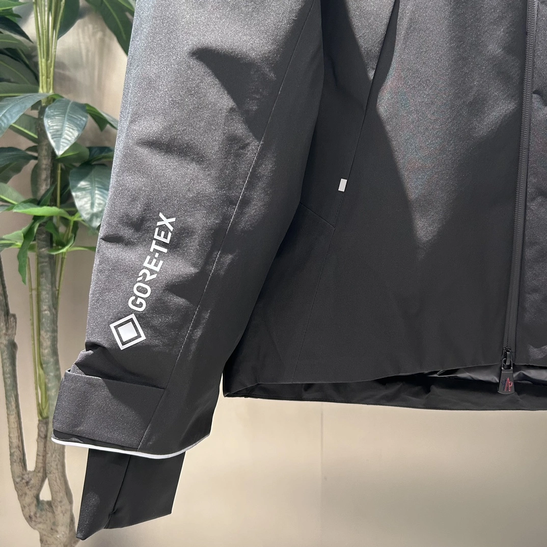 Bargain Moncler Down Jackets