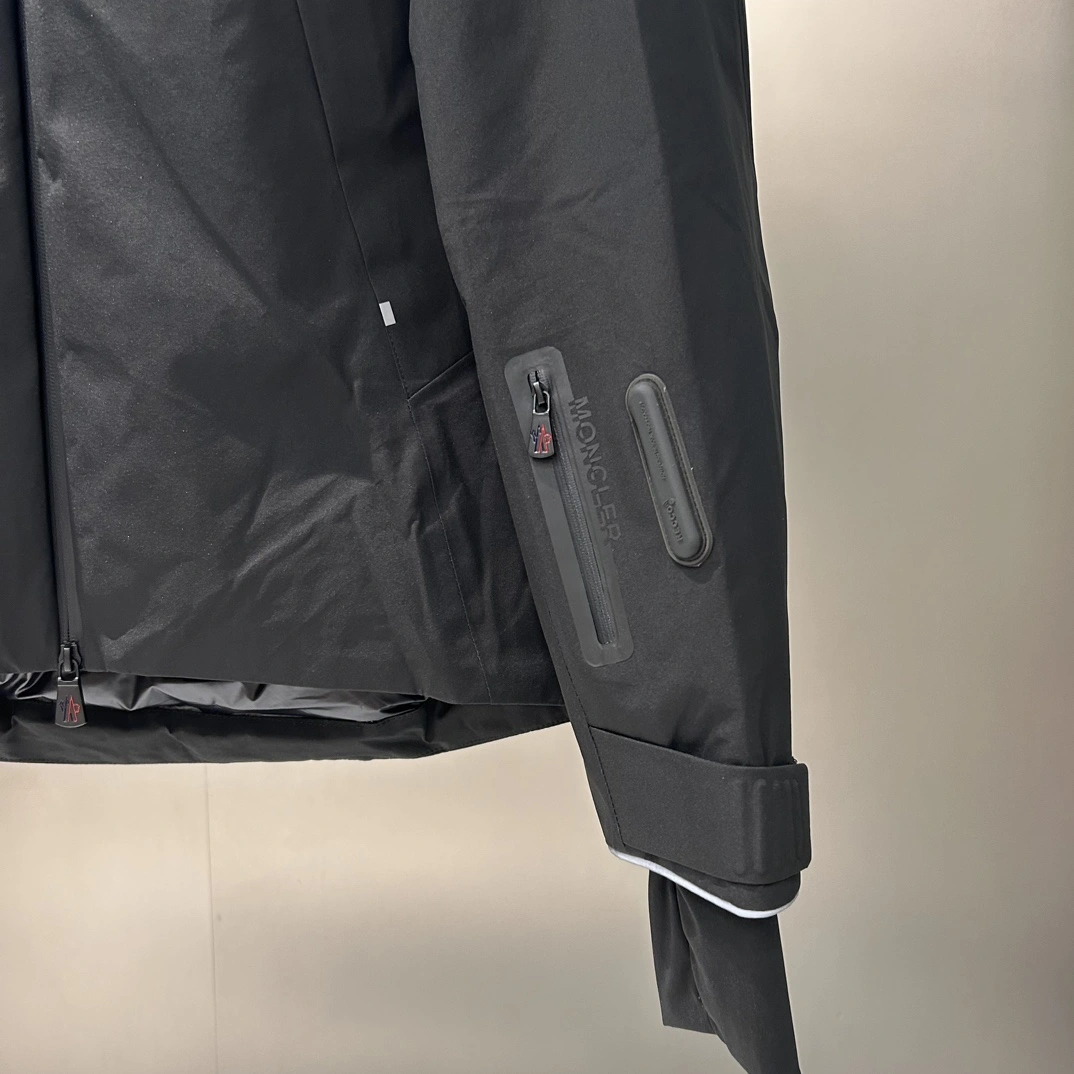 Bargain Moncler Down Jackets