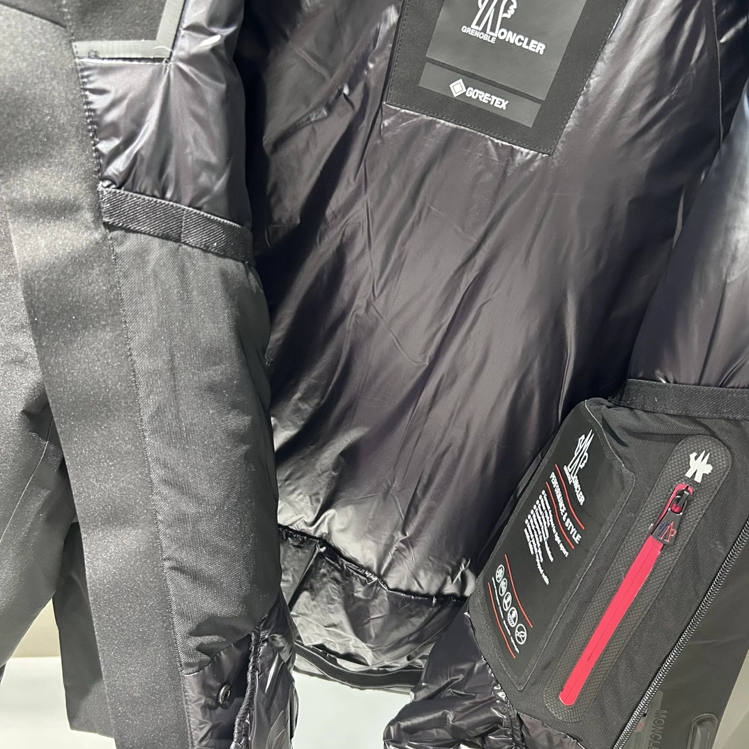 Bargain Moncler Down Jackets
