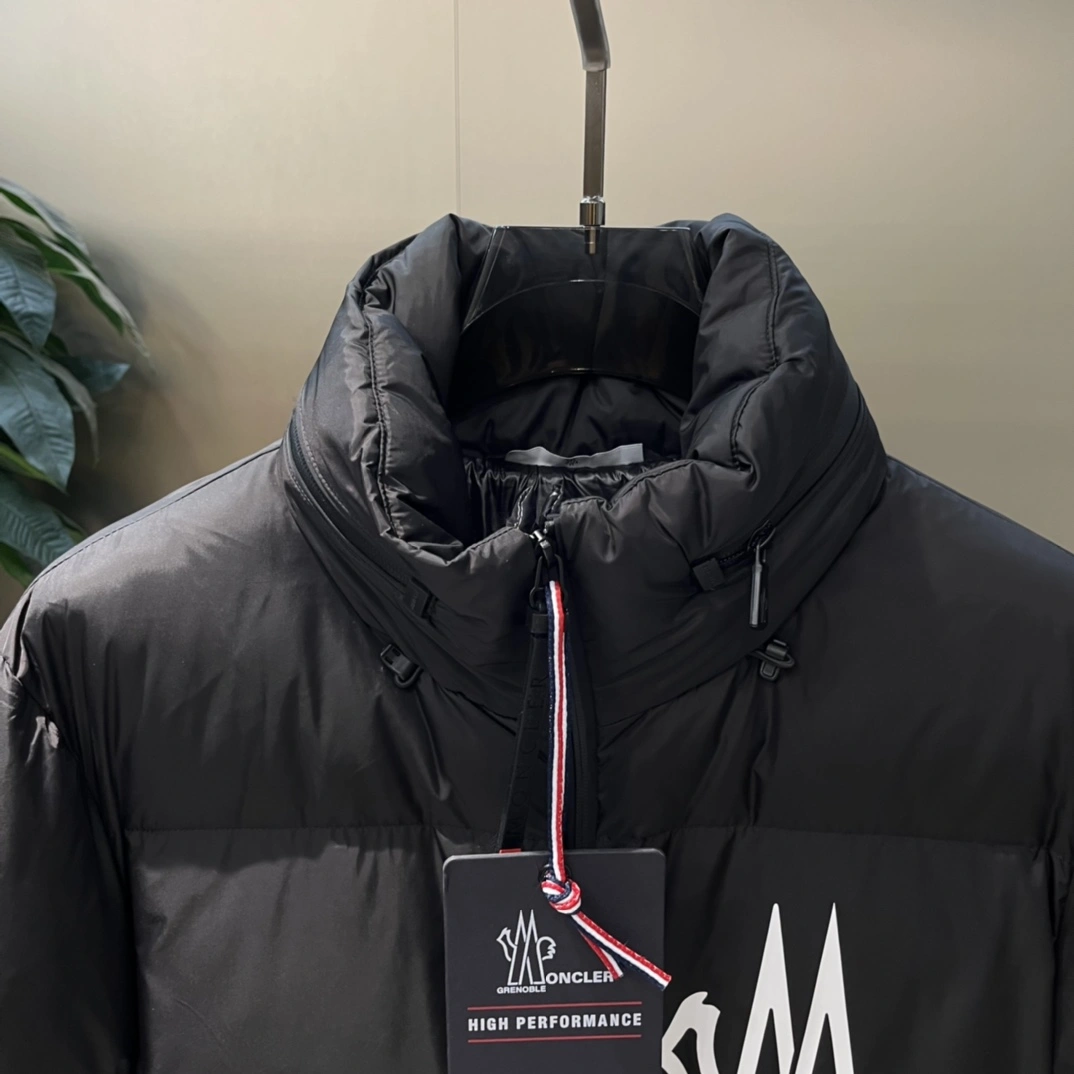 Exact replica Moncler Down Jackets