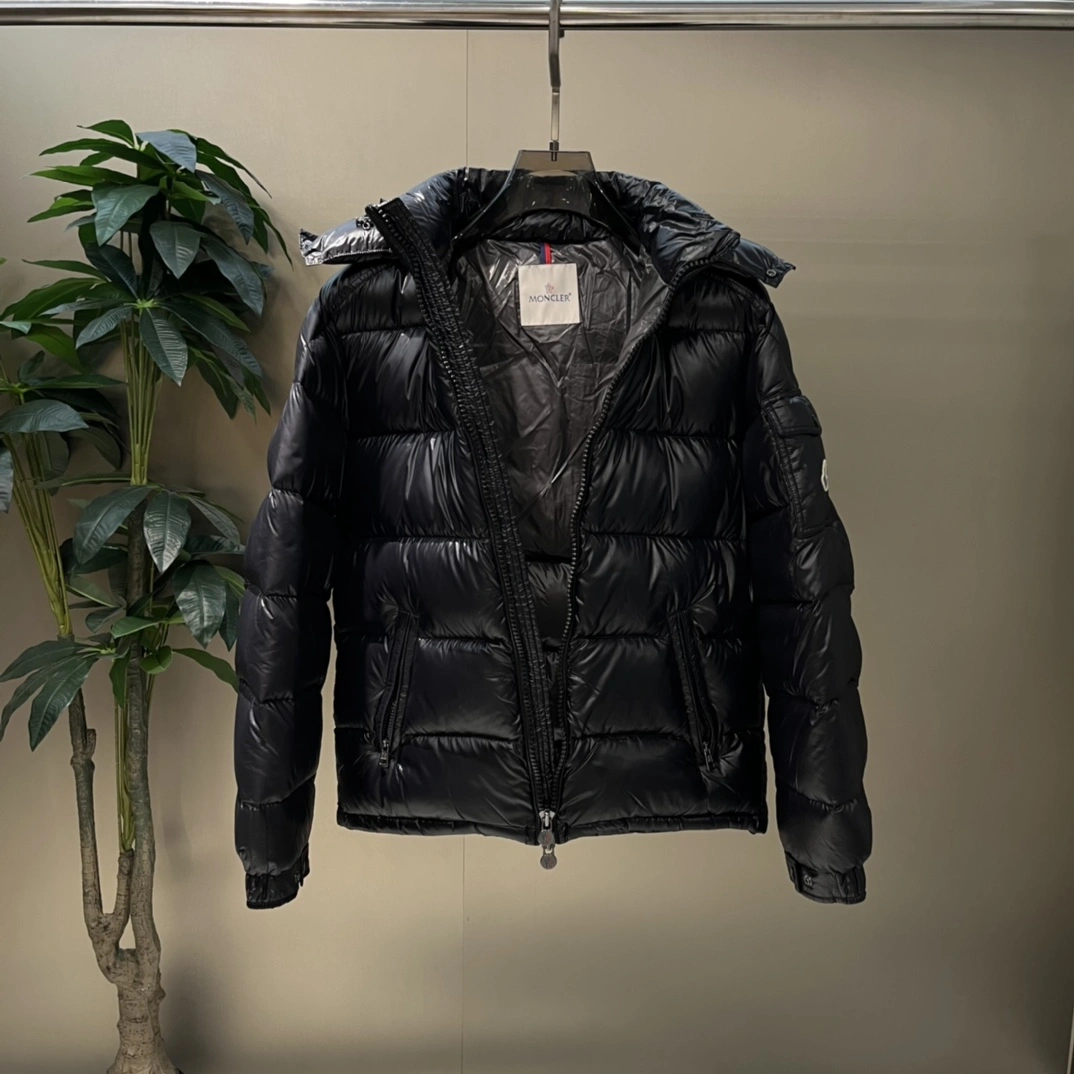 Exact replica Moncler Down Jackets