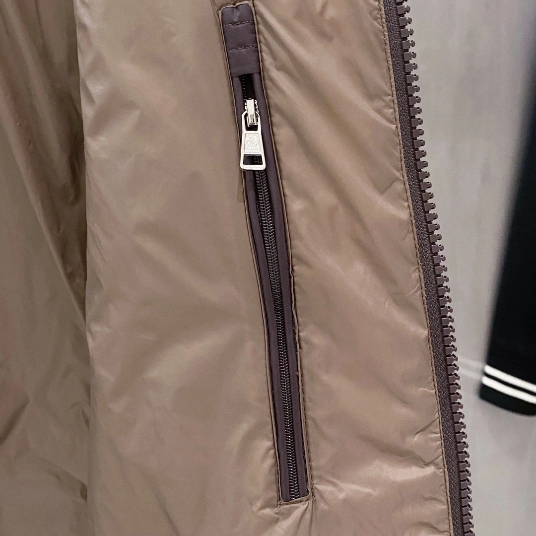 High fidelity Moncler Down Jackets