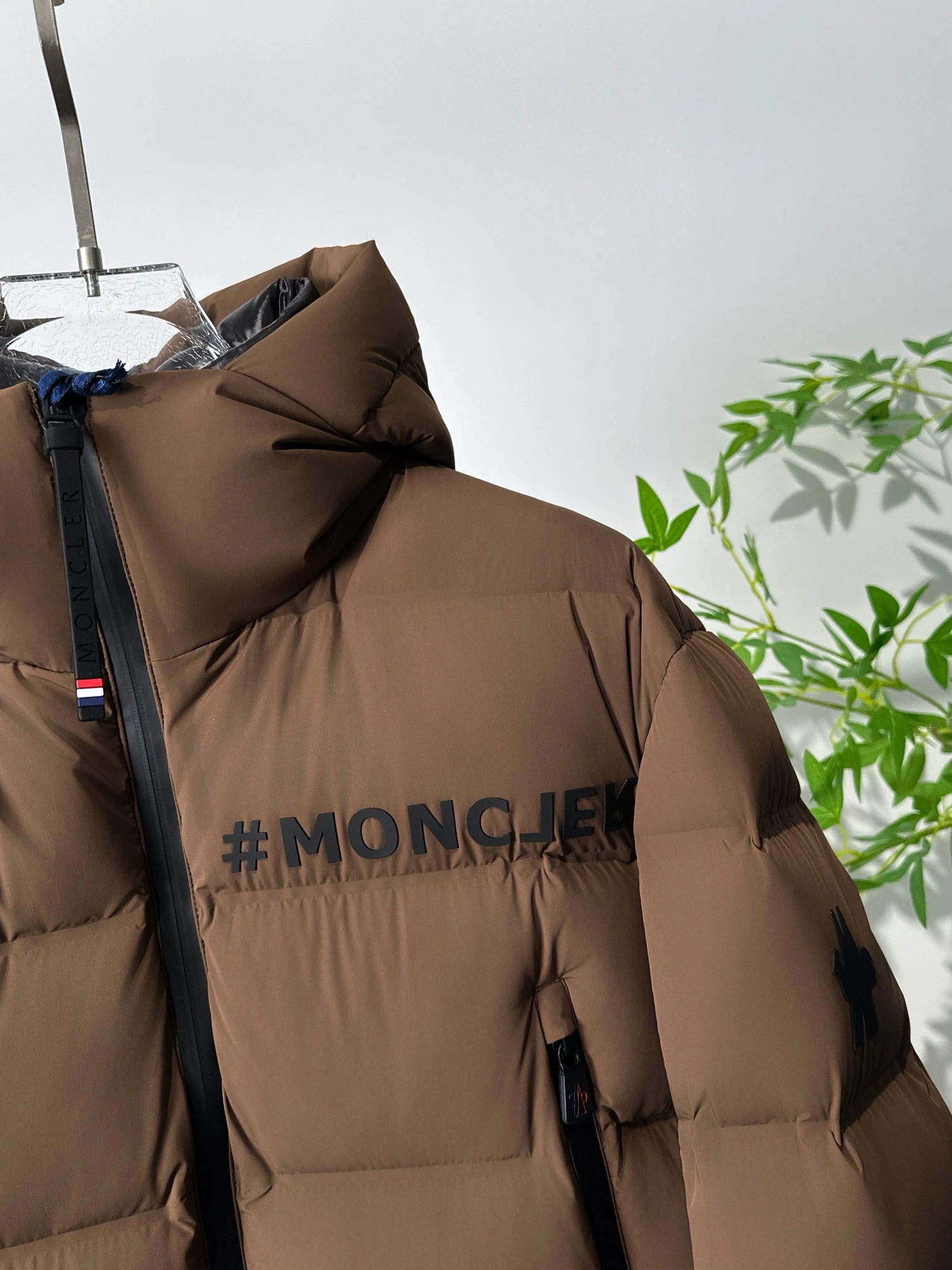 Accurate model Moncler Down Jackets