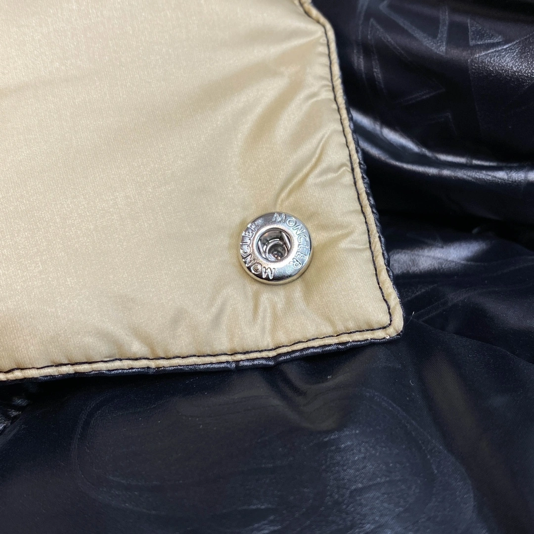 Bargain Moncler Down Jackets