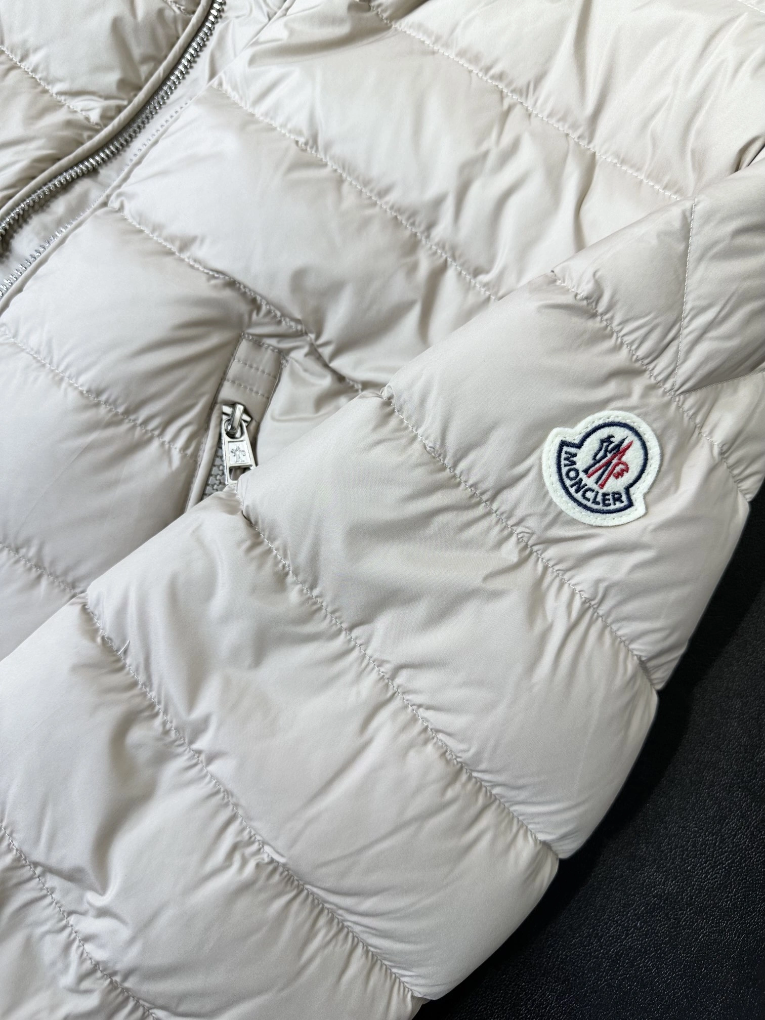 High fidelity Moncler Down Jackets