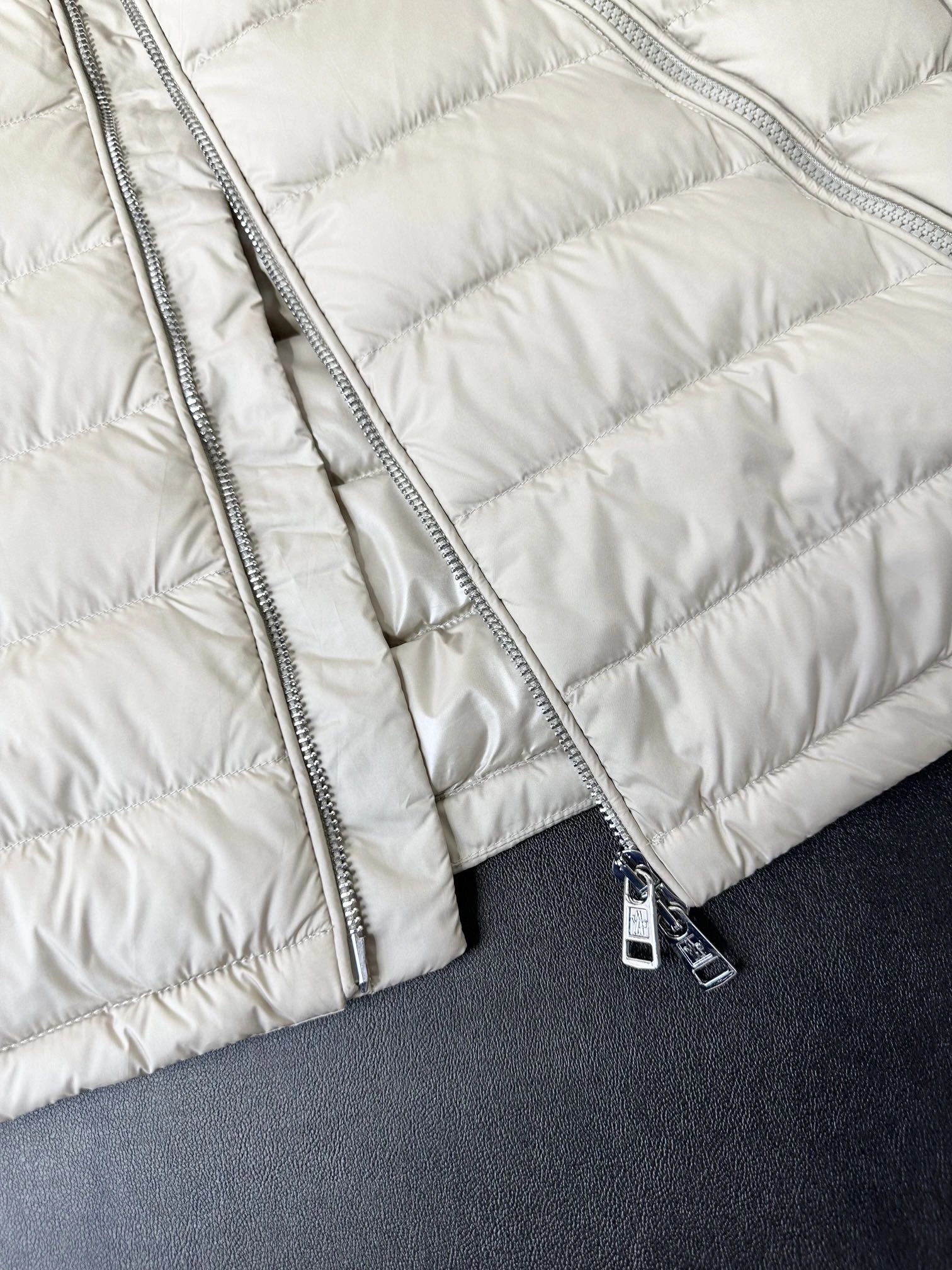 High fidelity Moncler Down Jackets