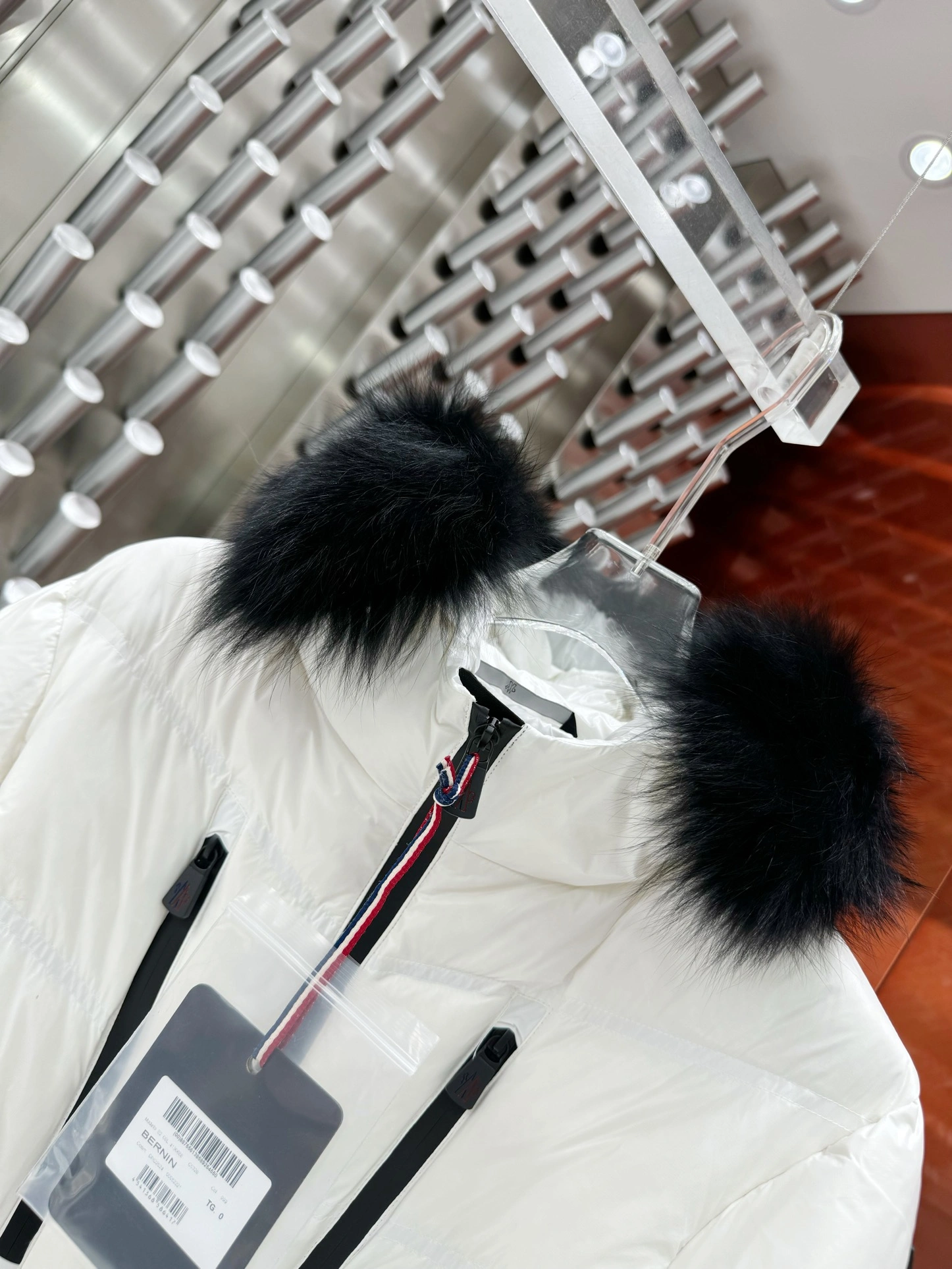 Bargain Moncler Down Jackets