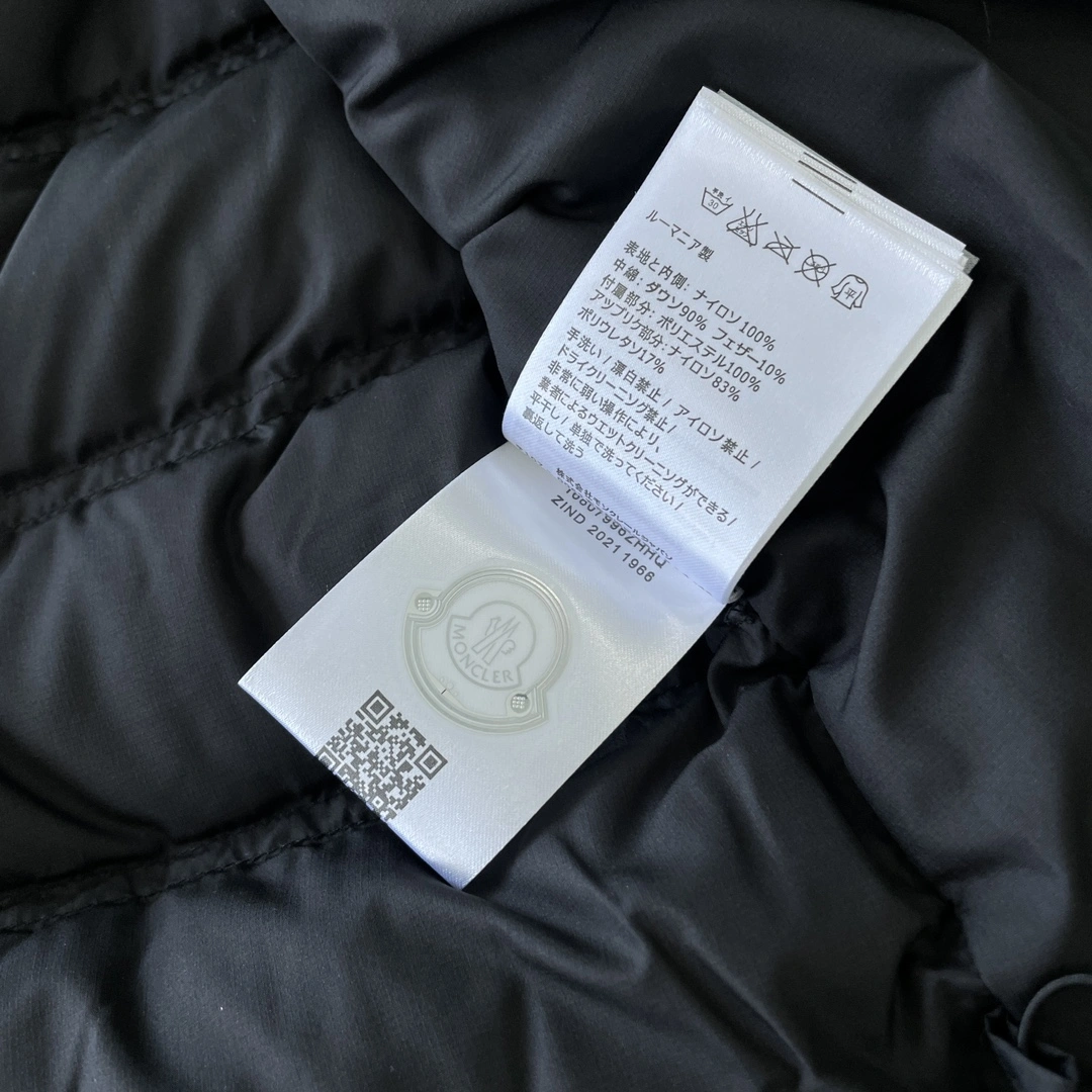 1:1 copy Moncler Down Jackets