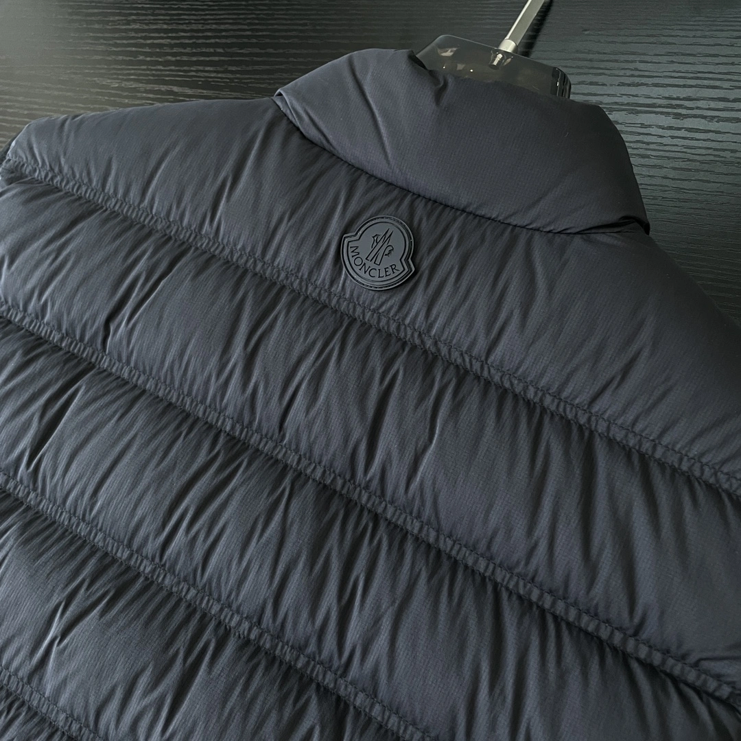 1:1 copy Moncler Down Jackets