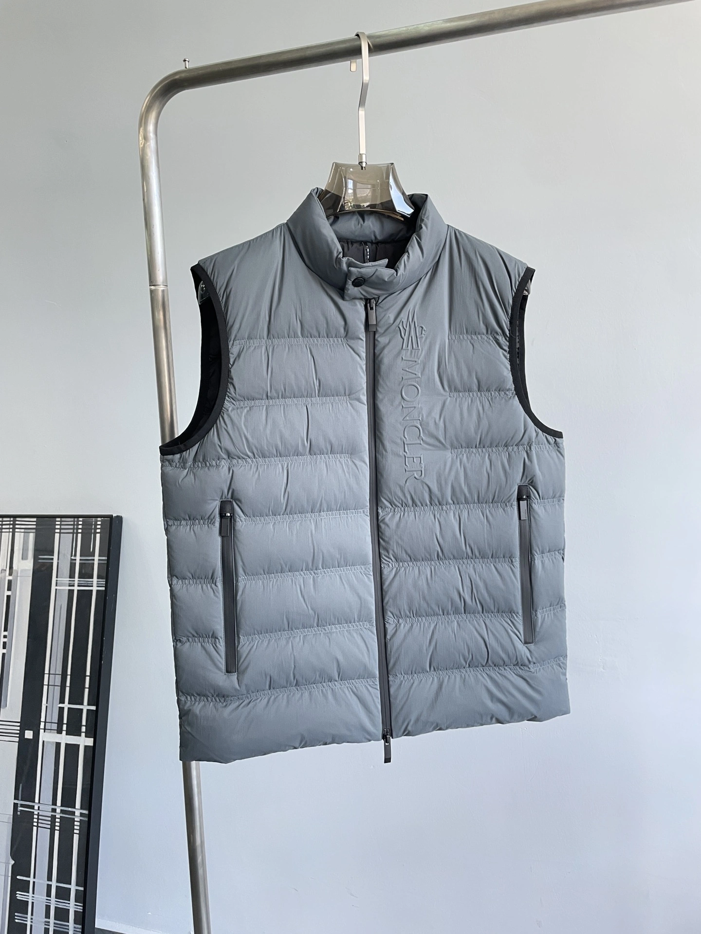 Inexpensive Moncler Down Jackets