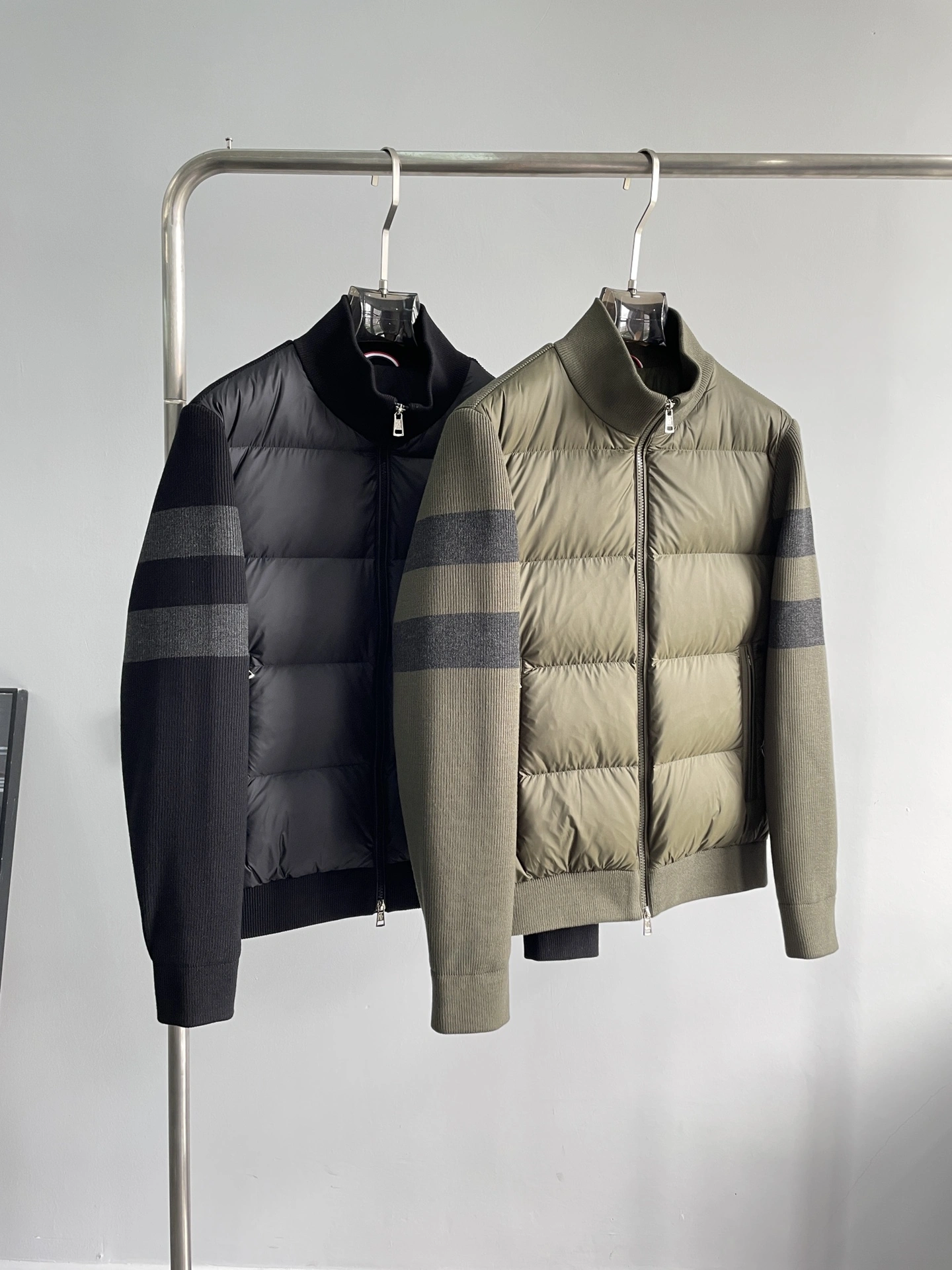 Low-cost Moncler Down Jackets