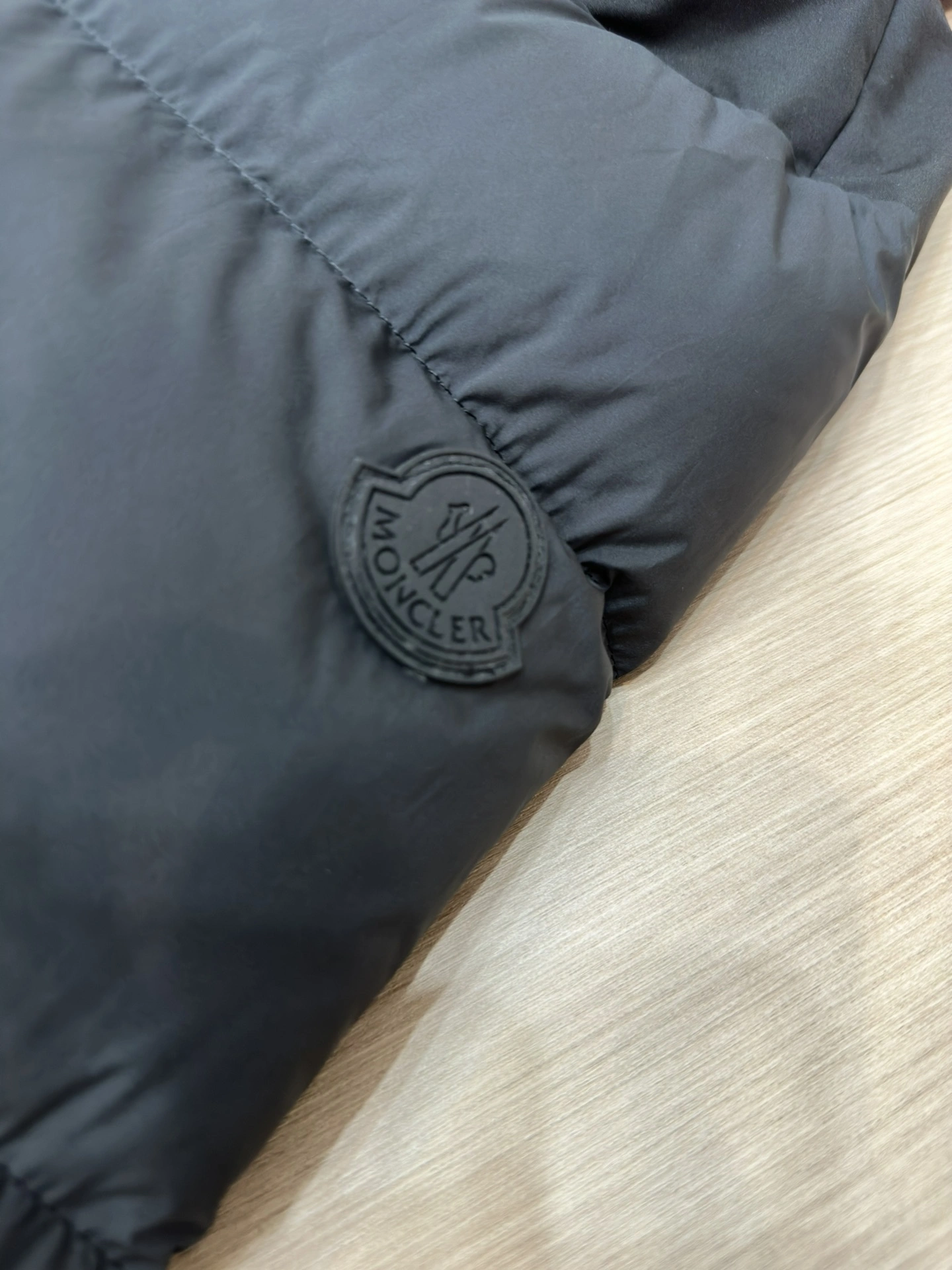 Top mirror Moncler Down Jackets