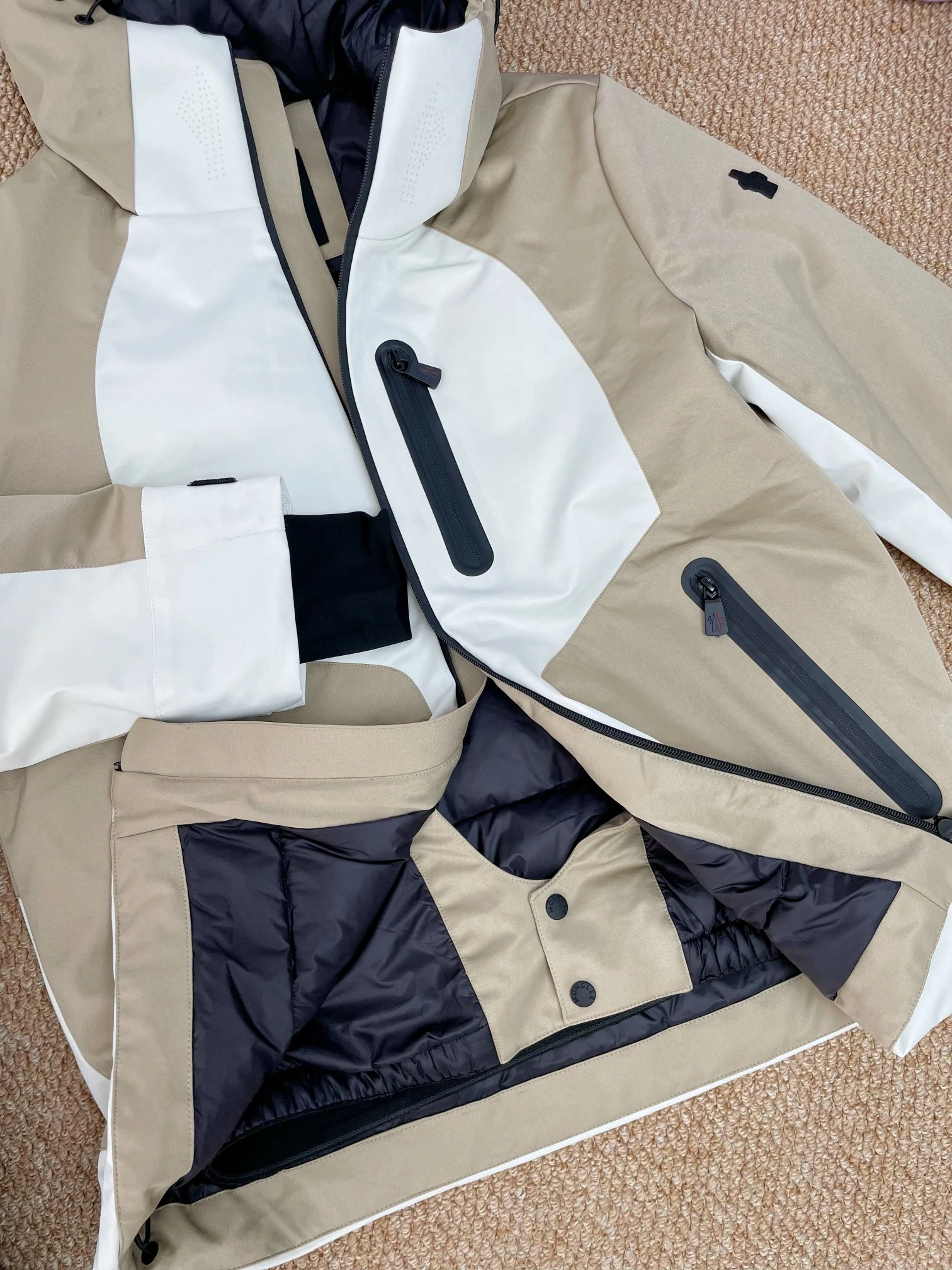 Perfect replica Moncler Down Jackets