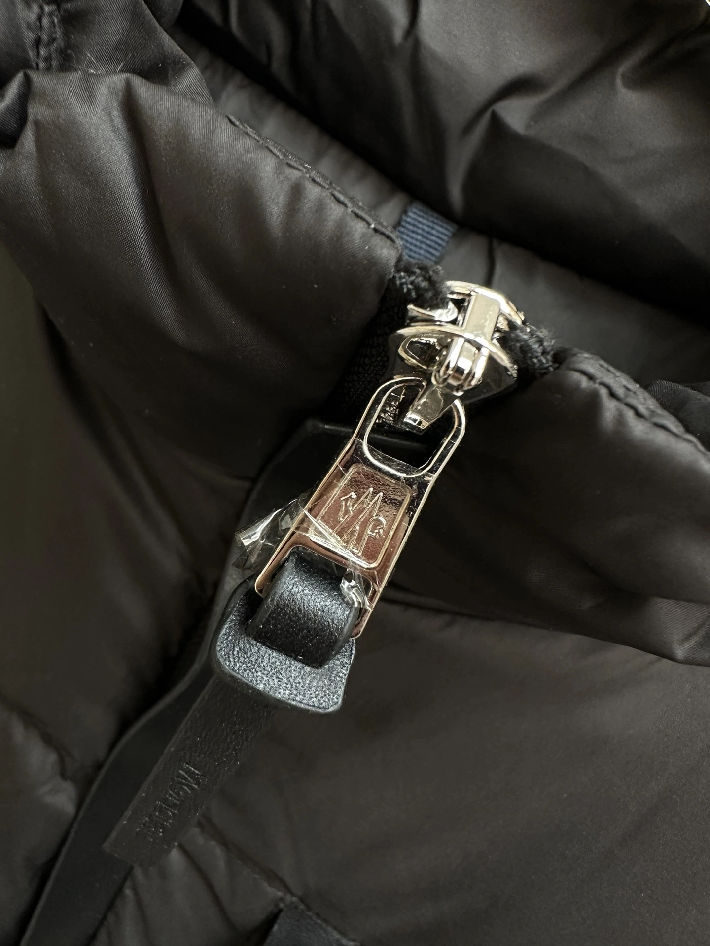 Exact replica Moncler Down Jackets