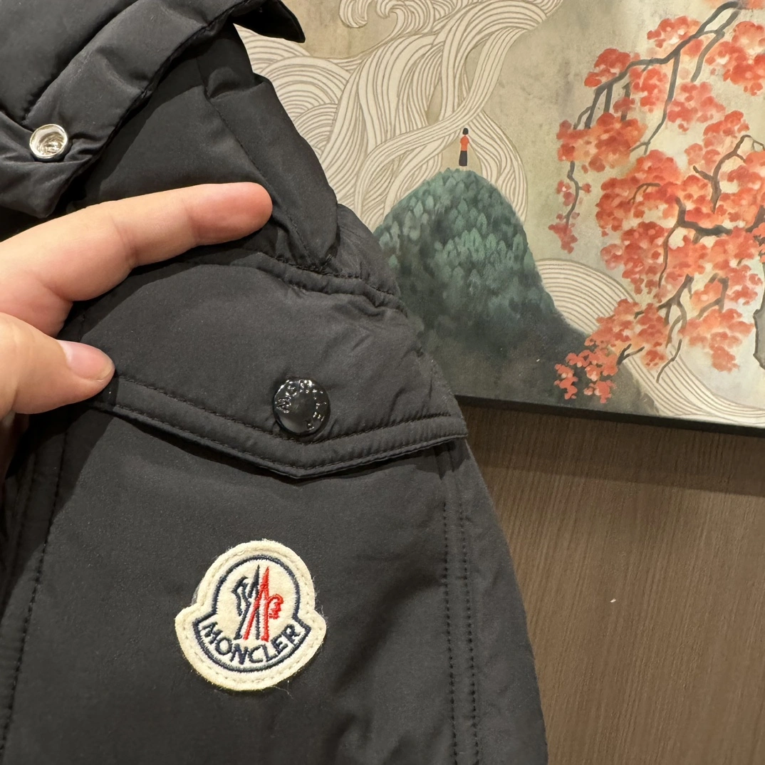 Cut-rate Moncler Down Jackets