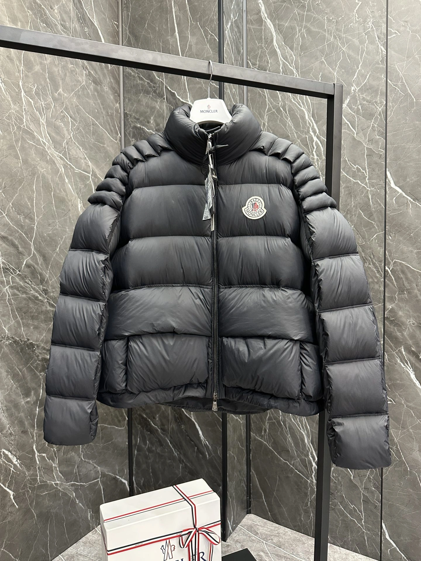 Cut-rate Moncler Down Jackets