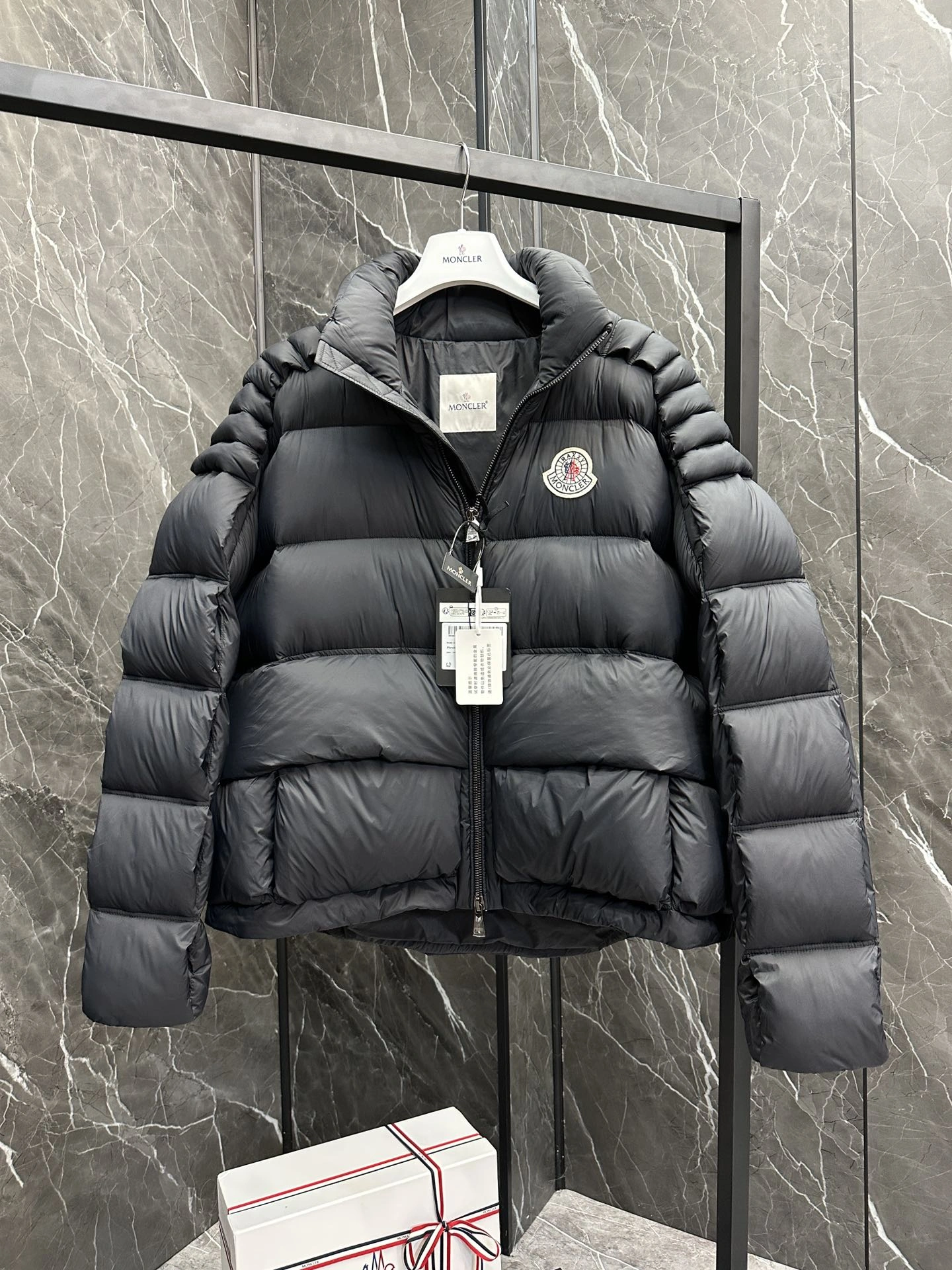 Cut-rate Moncler Down Jackets