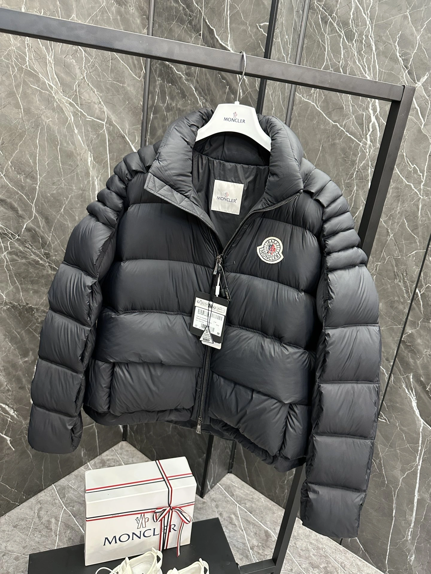 Cut-rate Moncler Down Jackets