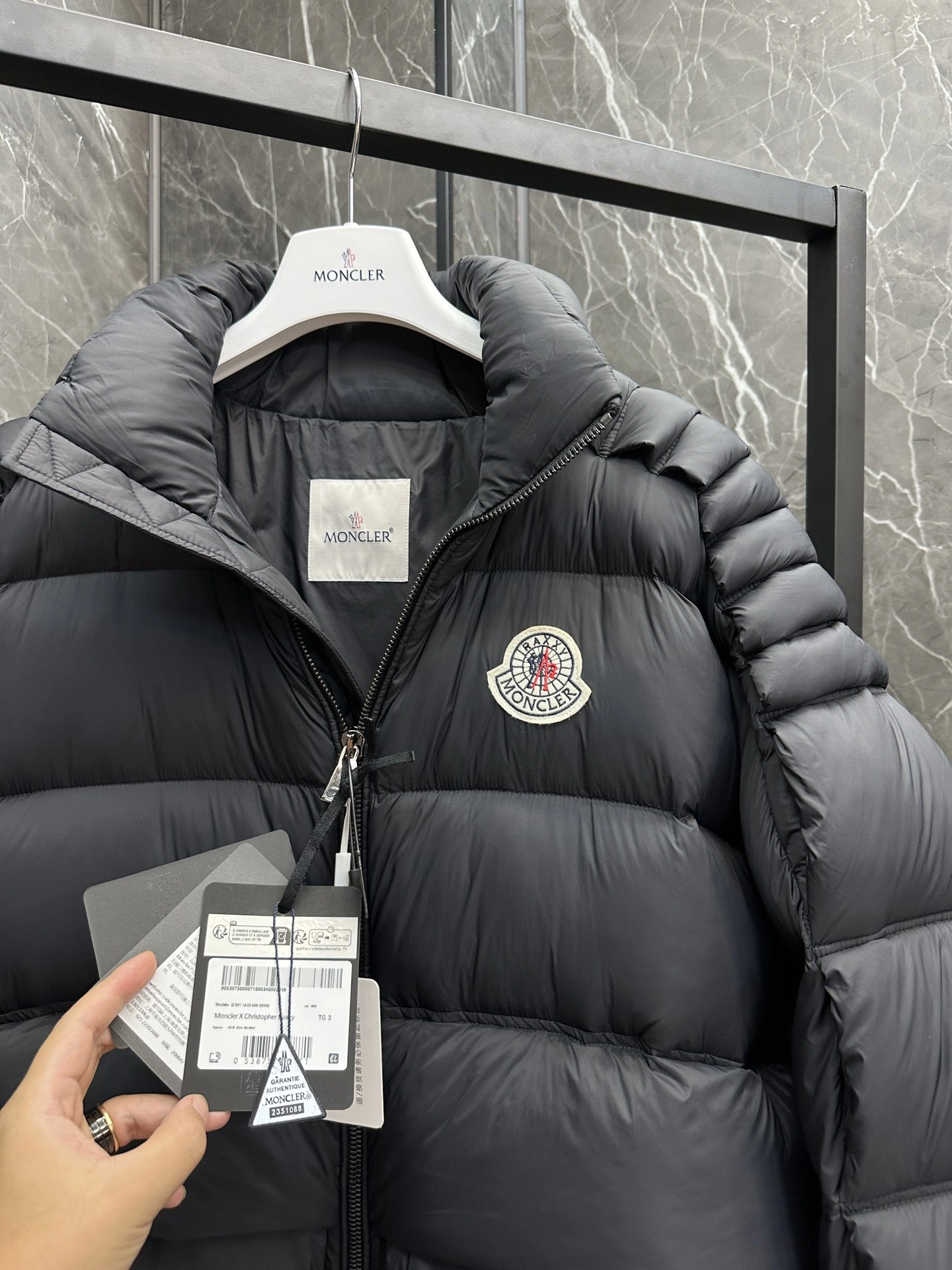 Cut-rate Moncler Down Jackets