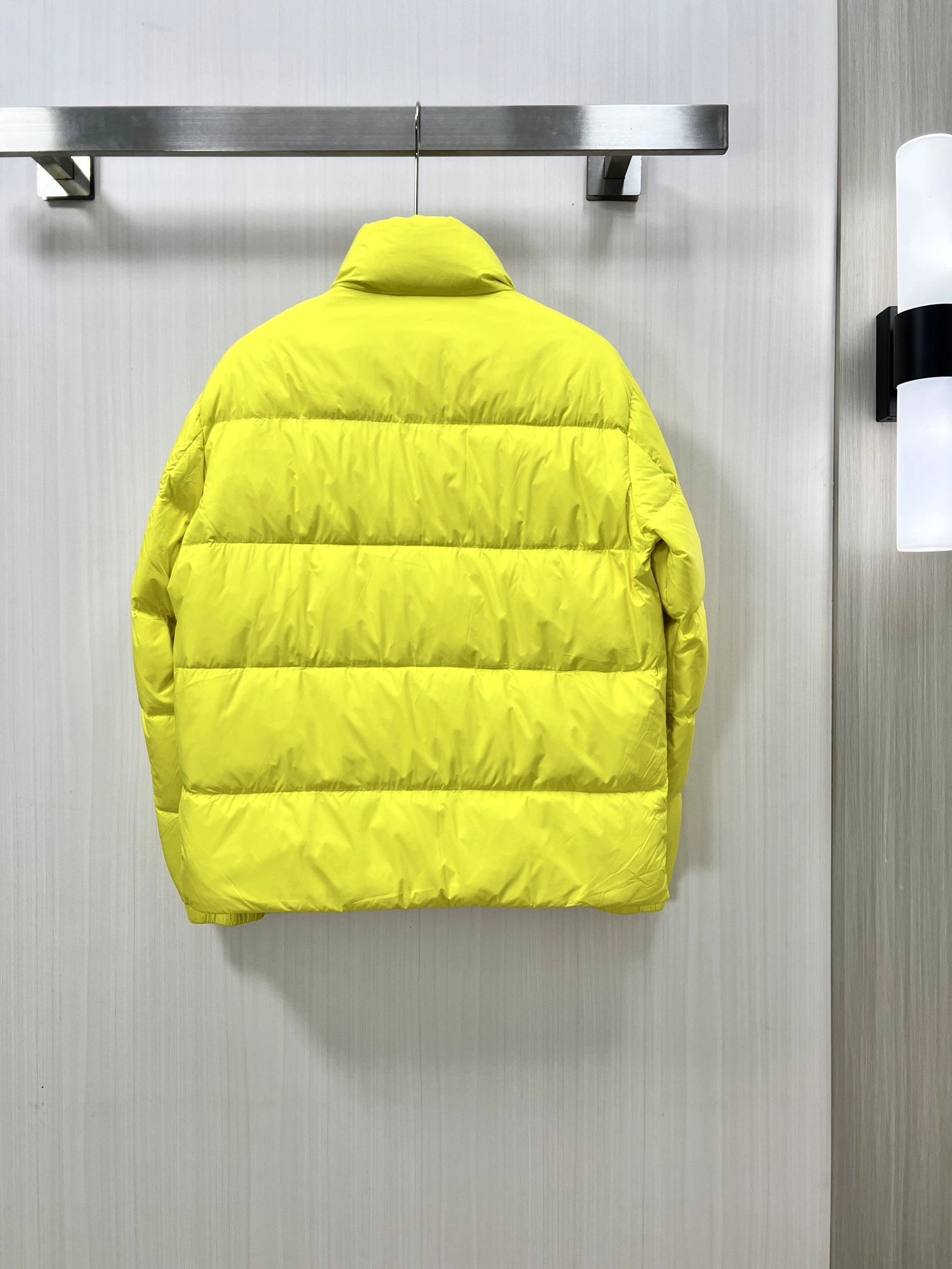 1:1 copy Moncler Down Jackets