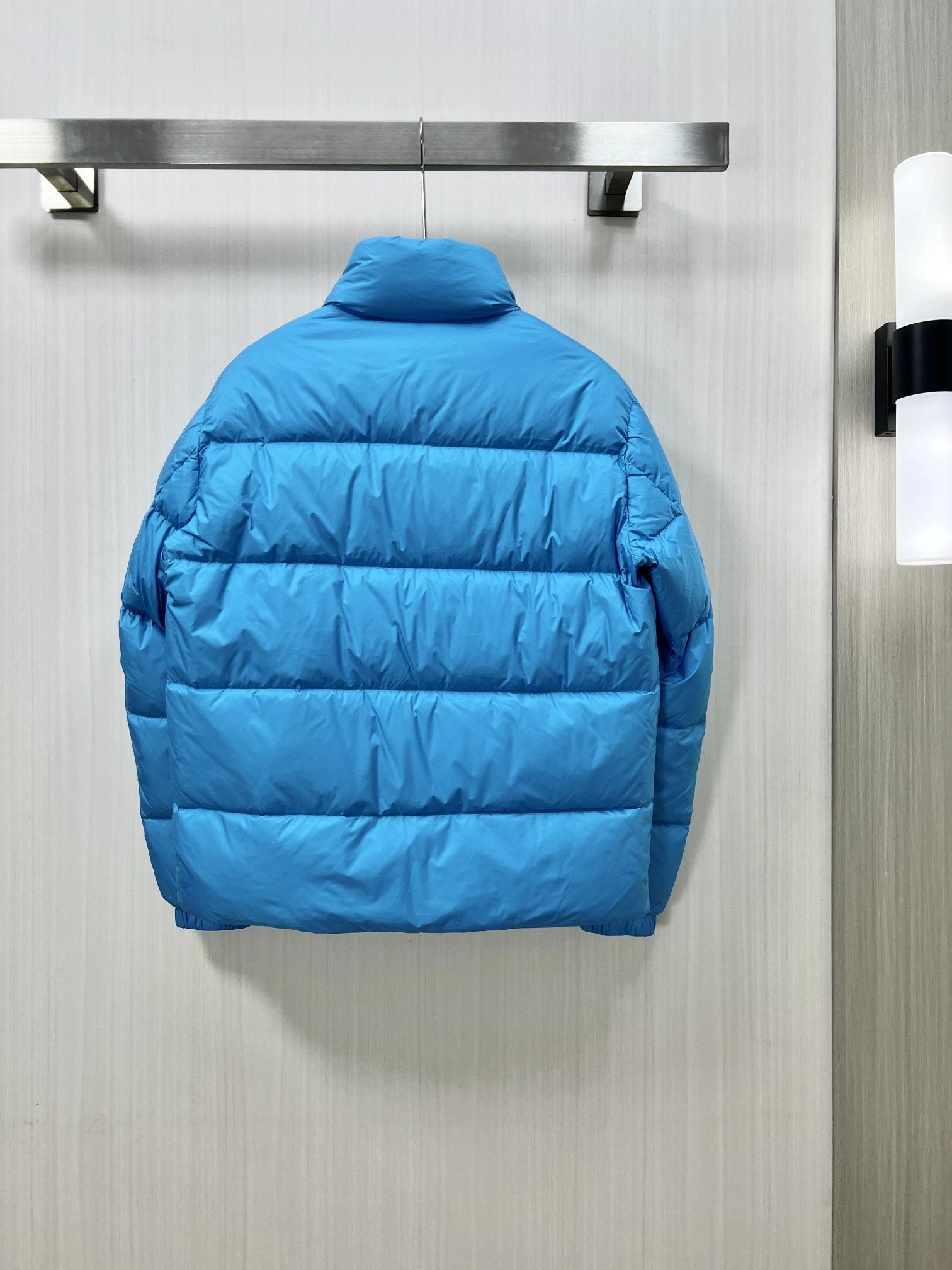 Accurate model Moncler Down Jackets