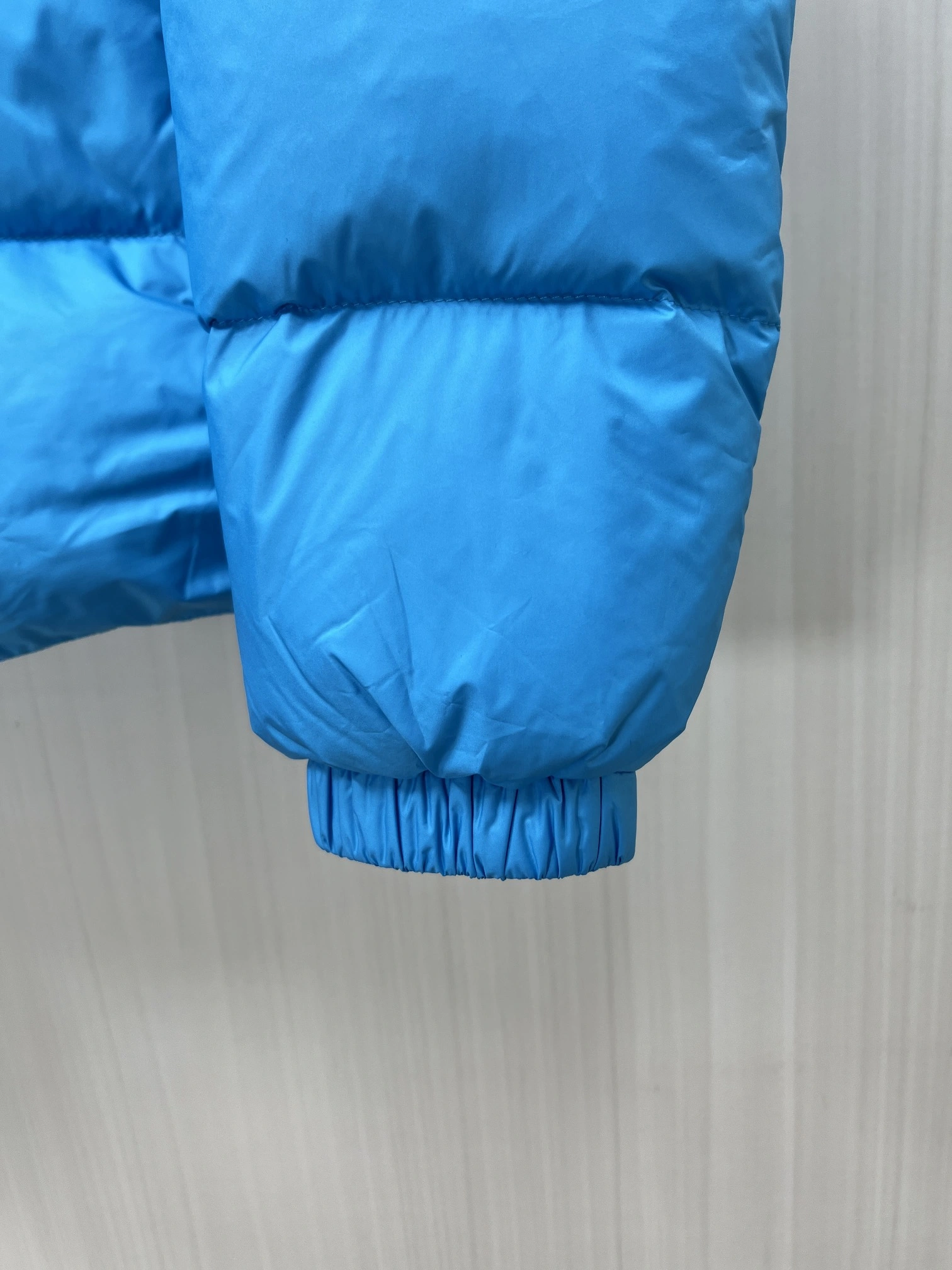 Accurate model Moncler Down Jackets