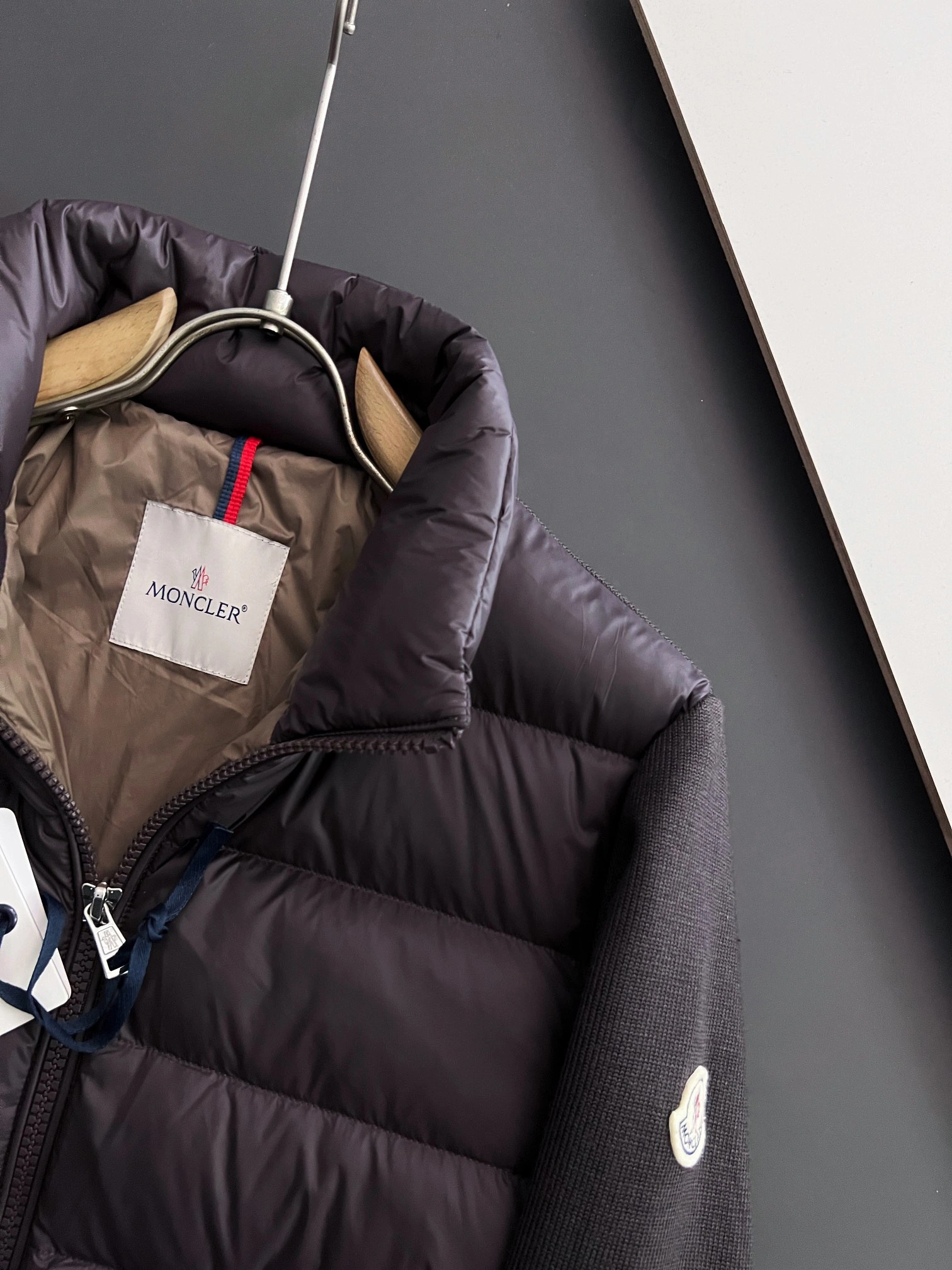 Inexpensive Moncler Down Jackets