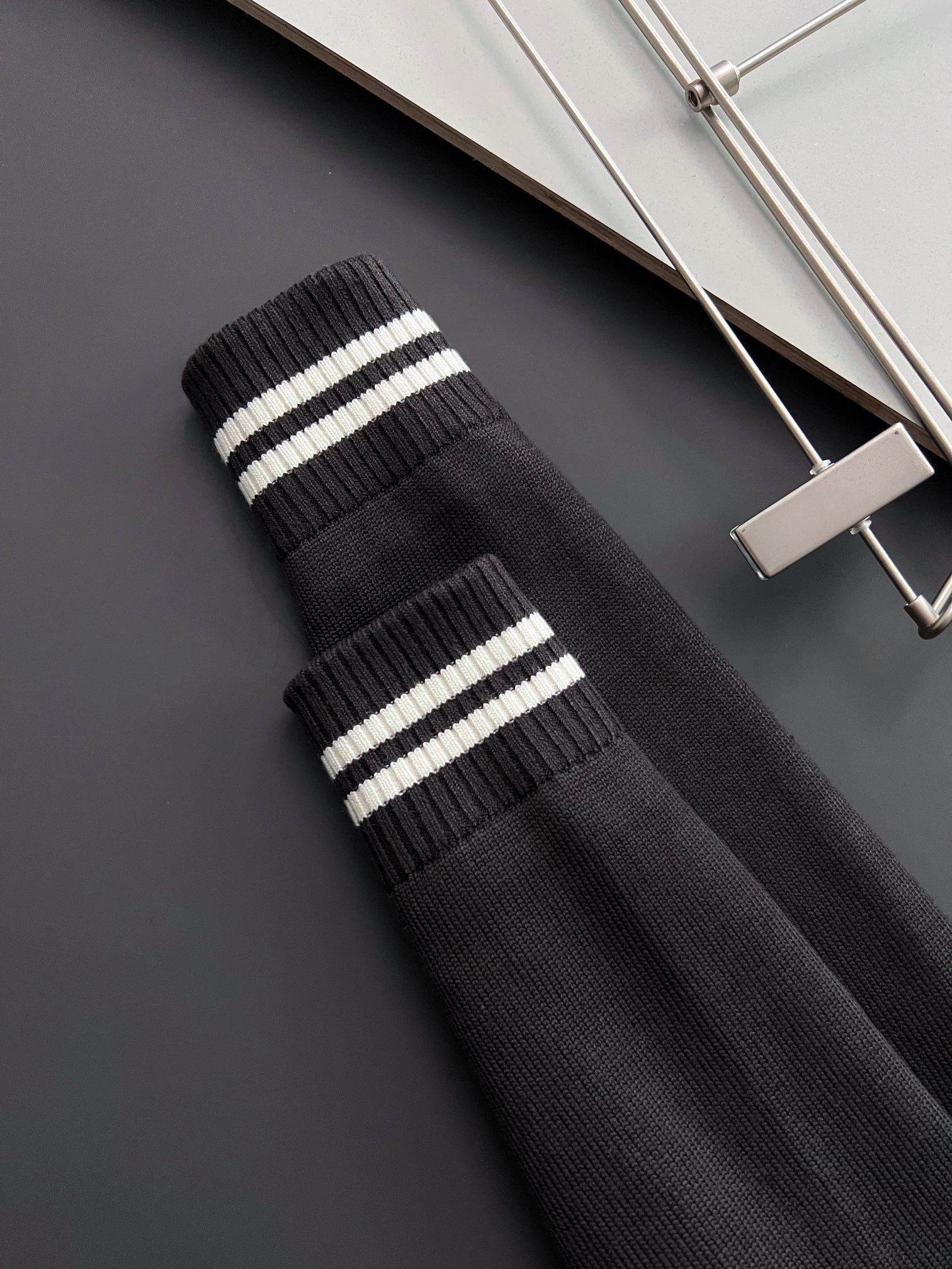 Inexpensive Moncler Down Jackets