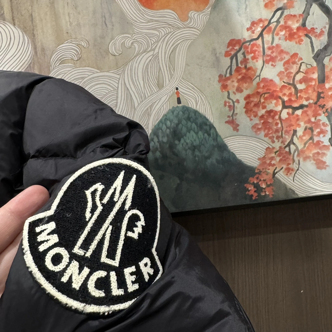 Bargain Moncler Down Jackets