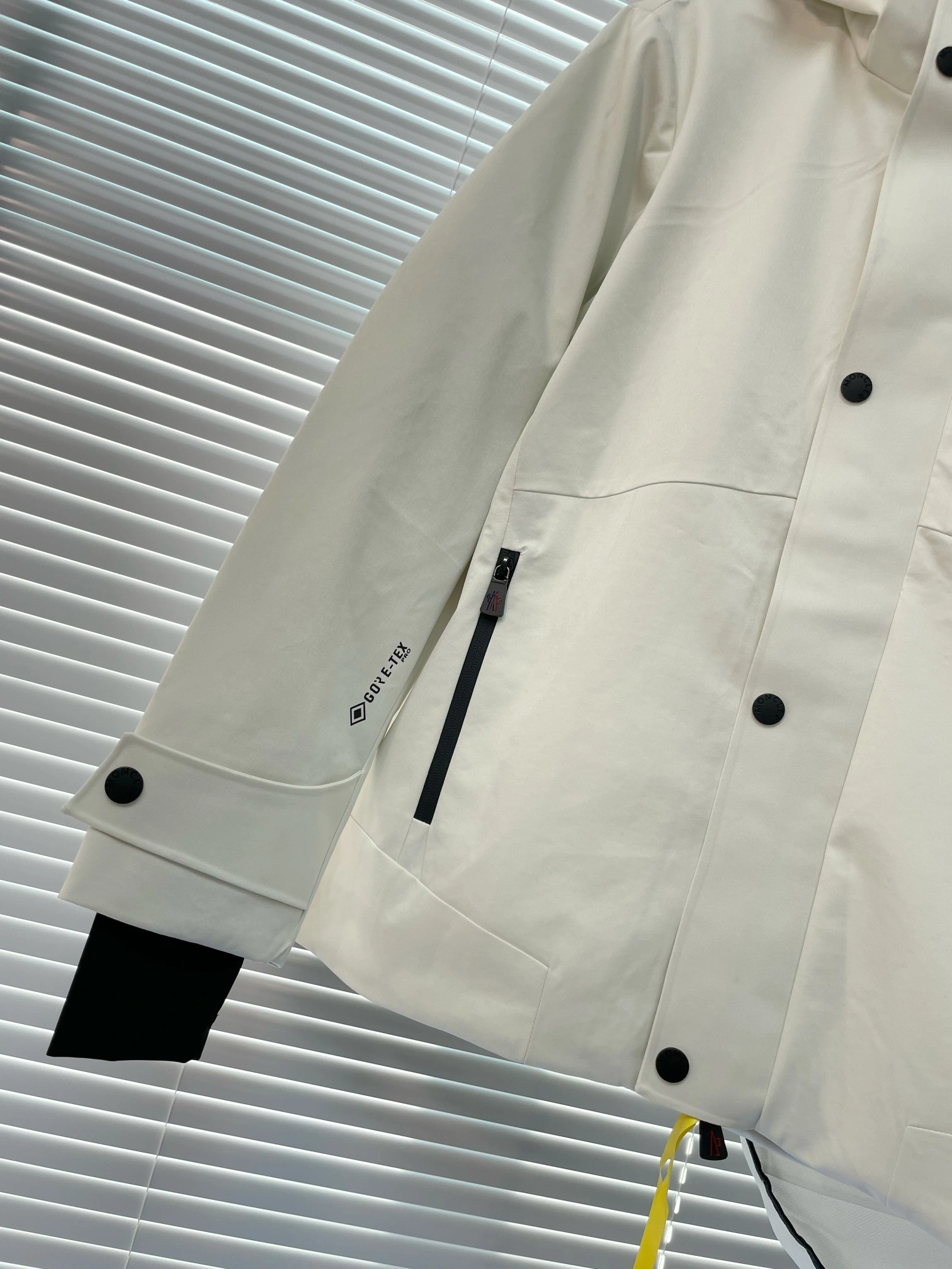 Cut-rate Moncler Down Jackets