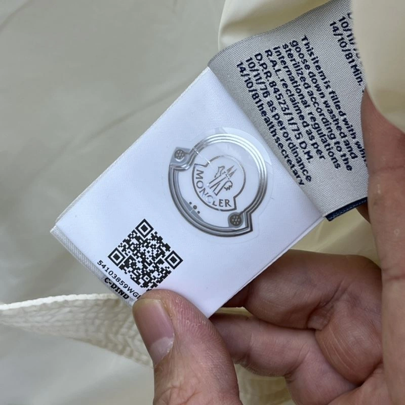 1:1 copy Moncler Down Jackets