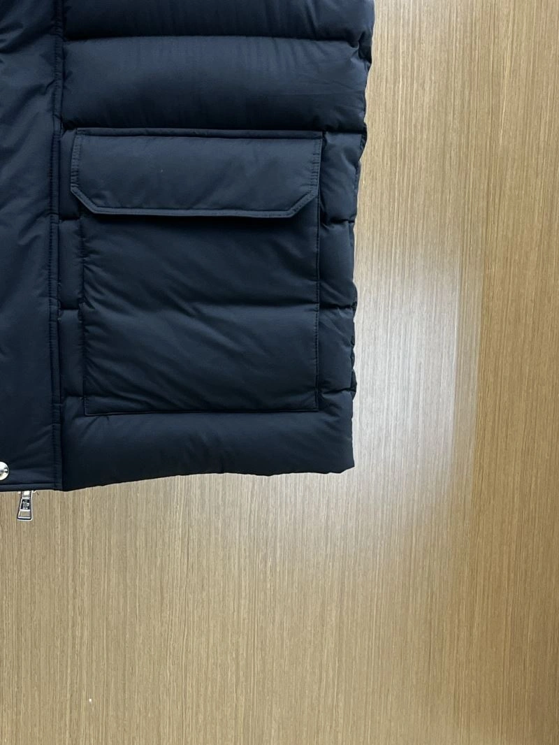 Inexpensive Moncler Down Jackets