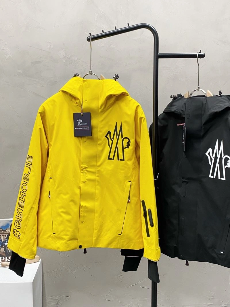 Accurate model Moncler Down Jackets