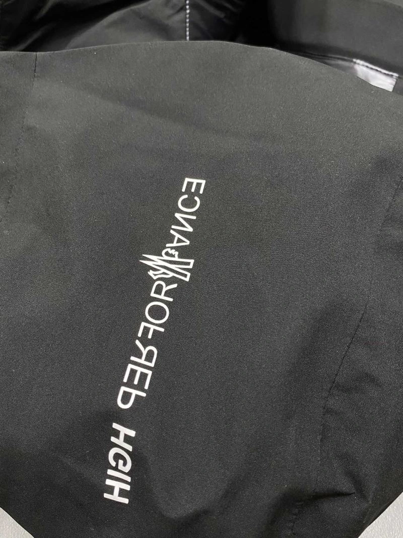 High fidelity Moncler Down Jackets