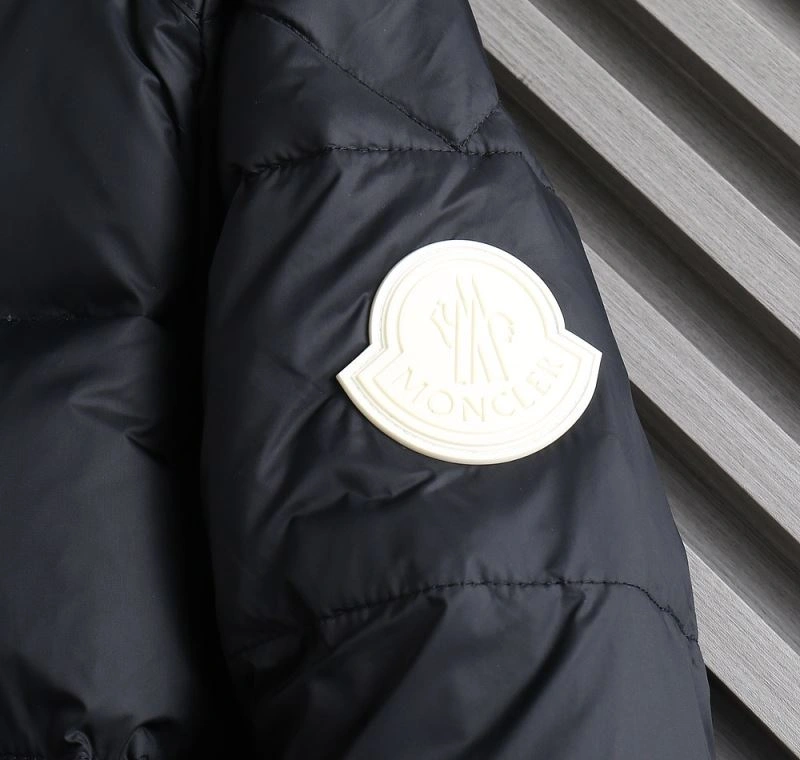 Low-cost Moncler Down Jackets