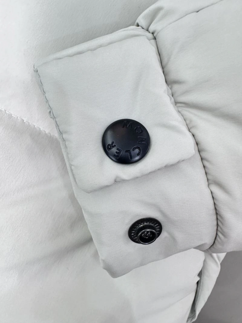 1:1 copy Moncler Down Jackets