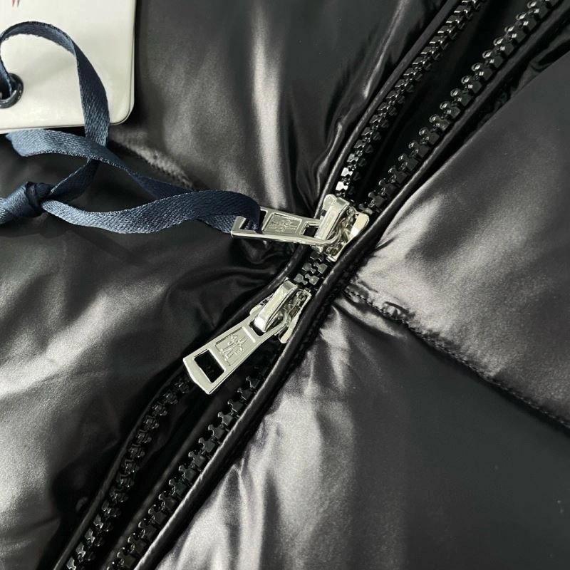 Low-cost Moncler Down Jackets