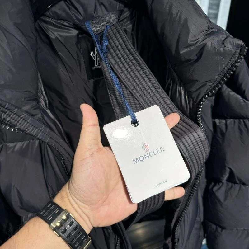 Inexpensive Moncler Down Jackets