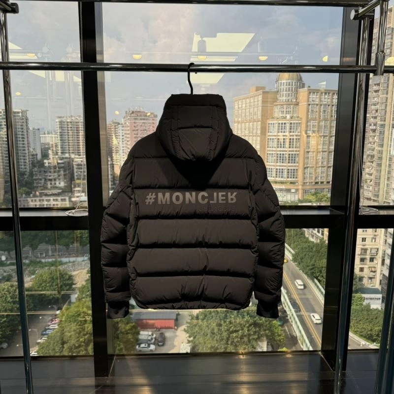 Low-cost Moncler Down Jackets