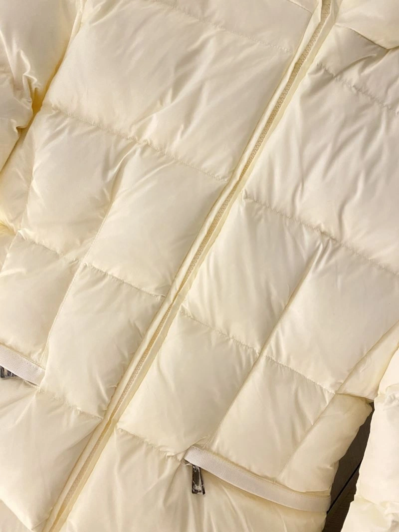 Accurate model Moncler Down Jackets