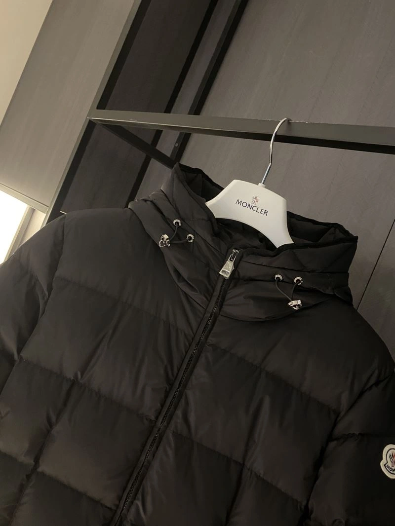 Exact replica Moncler Down Jackets