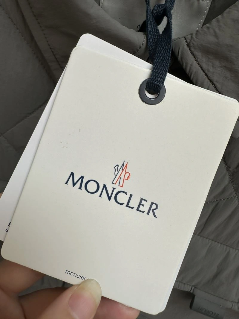 Top mirror Moncler Down Jackets