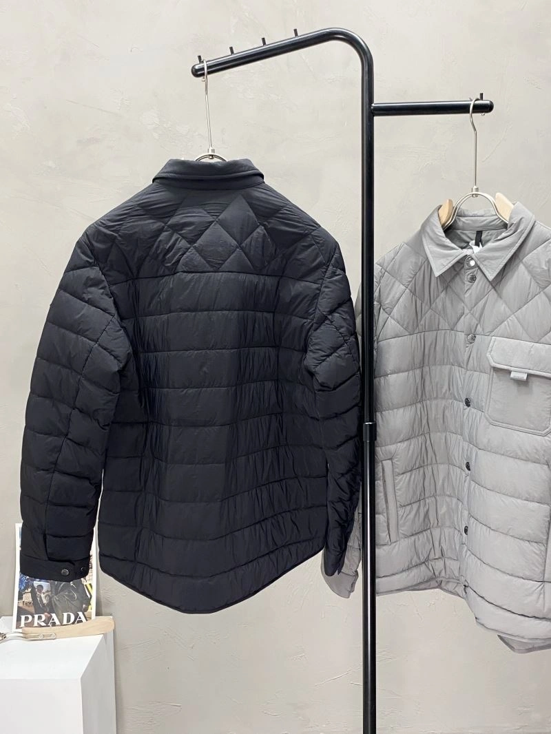 Accurate model Moncler Down Jackets