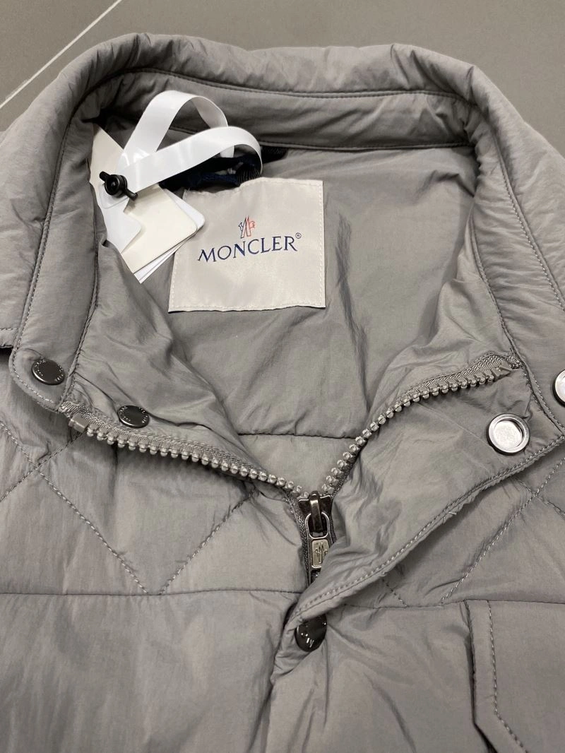 Accurate model Moncler Down Jackets