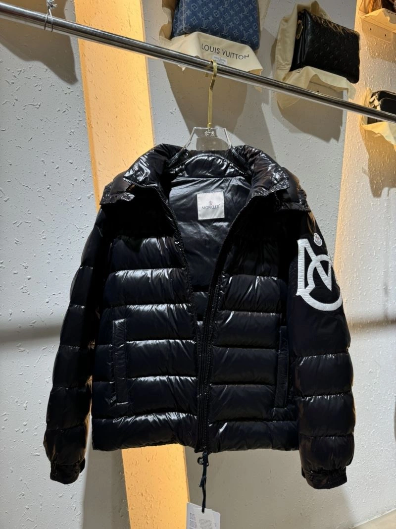 Top mirror Moncler Down Jackets