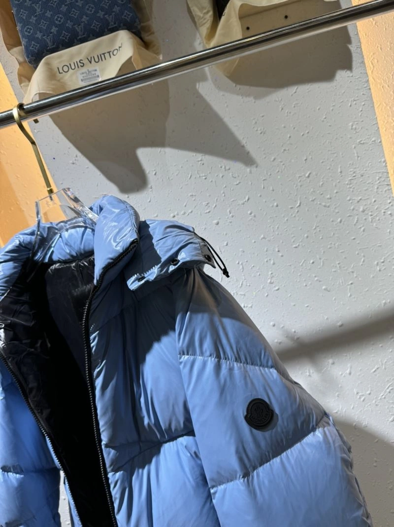 Accurate model Moncler Down Jackets